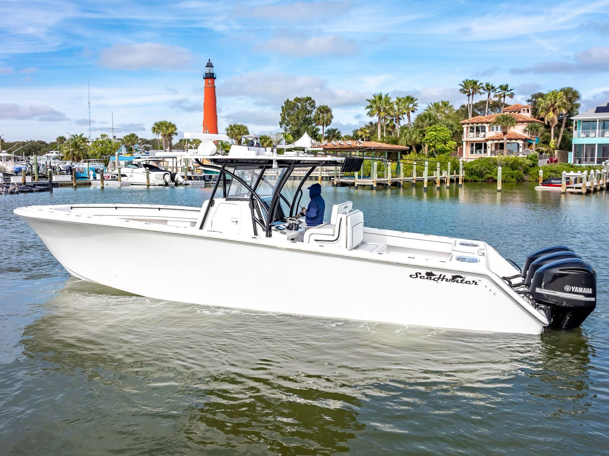 2020 SeaHunter 35 Tournament Center Console for sale - YachtWorld