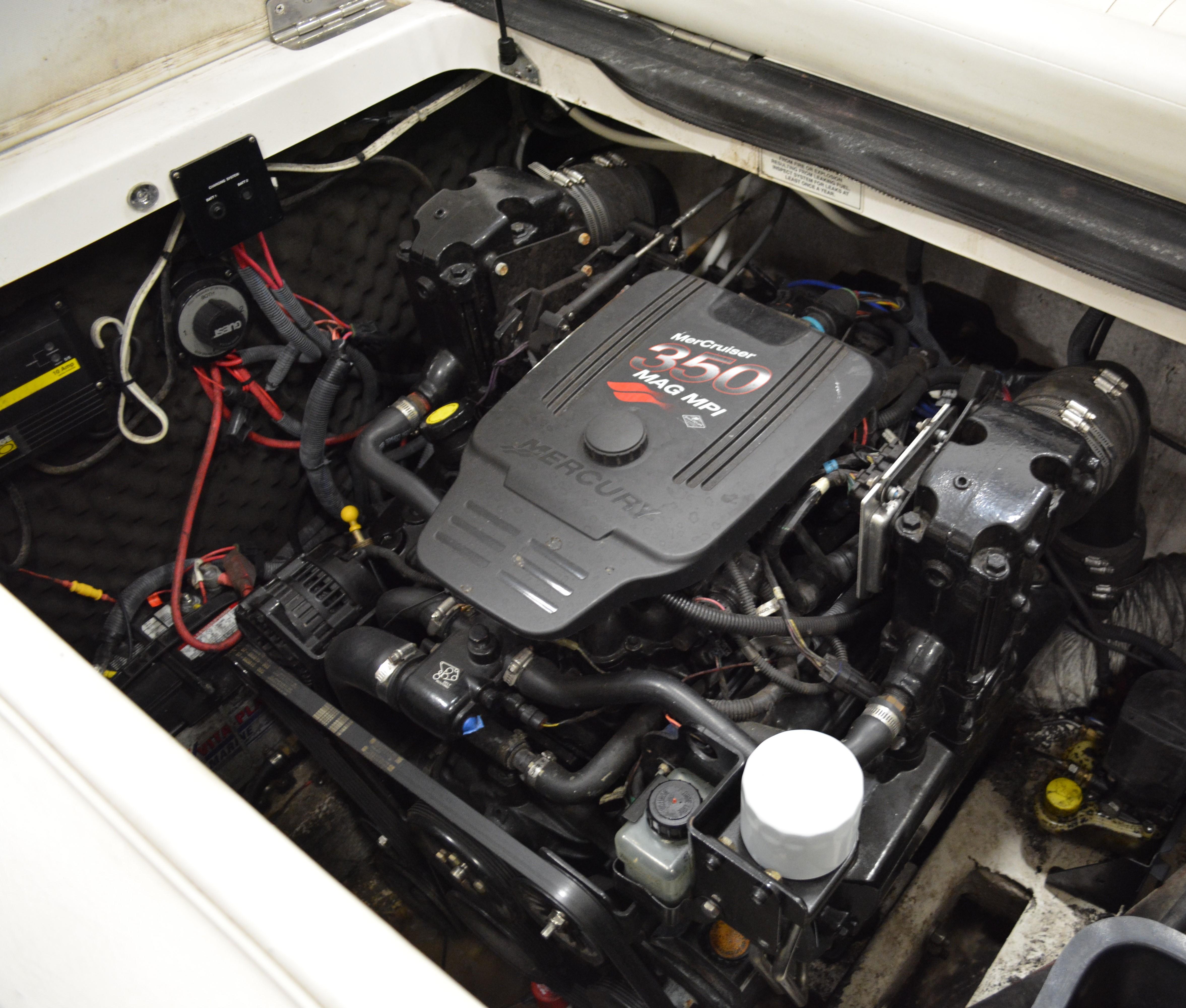 2007 Rinker 262 Captiva Cuddy Cuddy Cabin for sale - YachtWorld