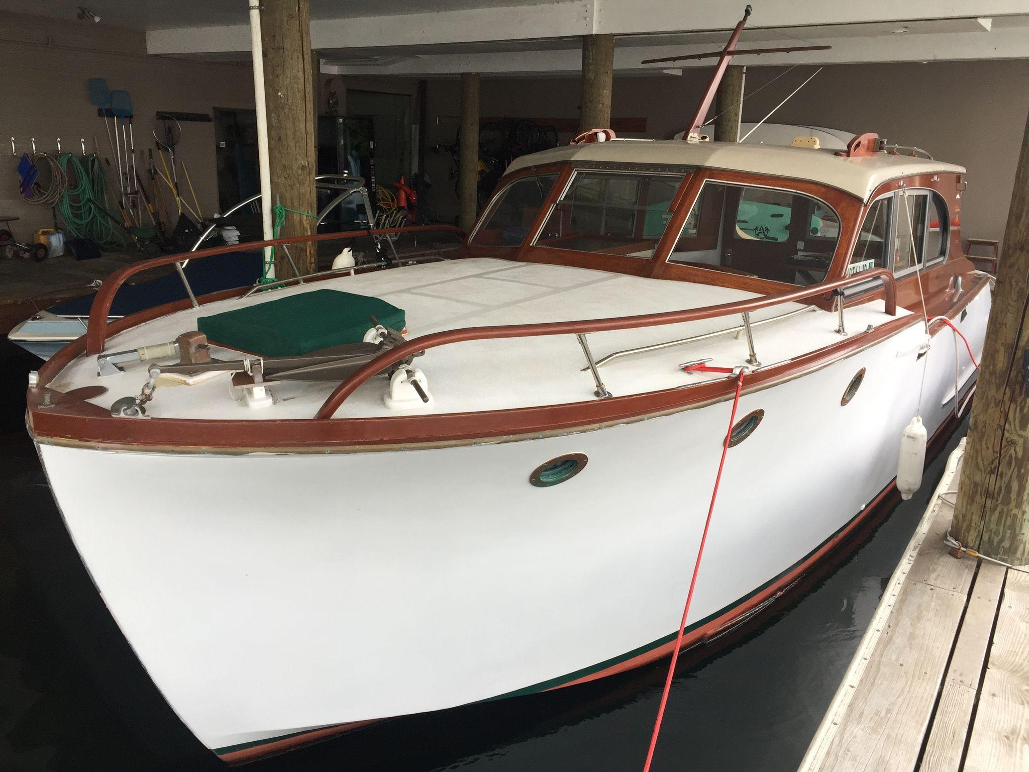 Used 1948 Richardson Deluxe Sedan Cruiser 34 - Washington | TopBoats