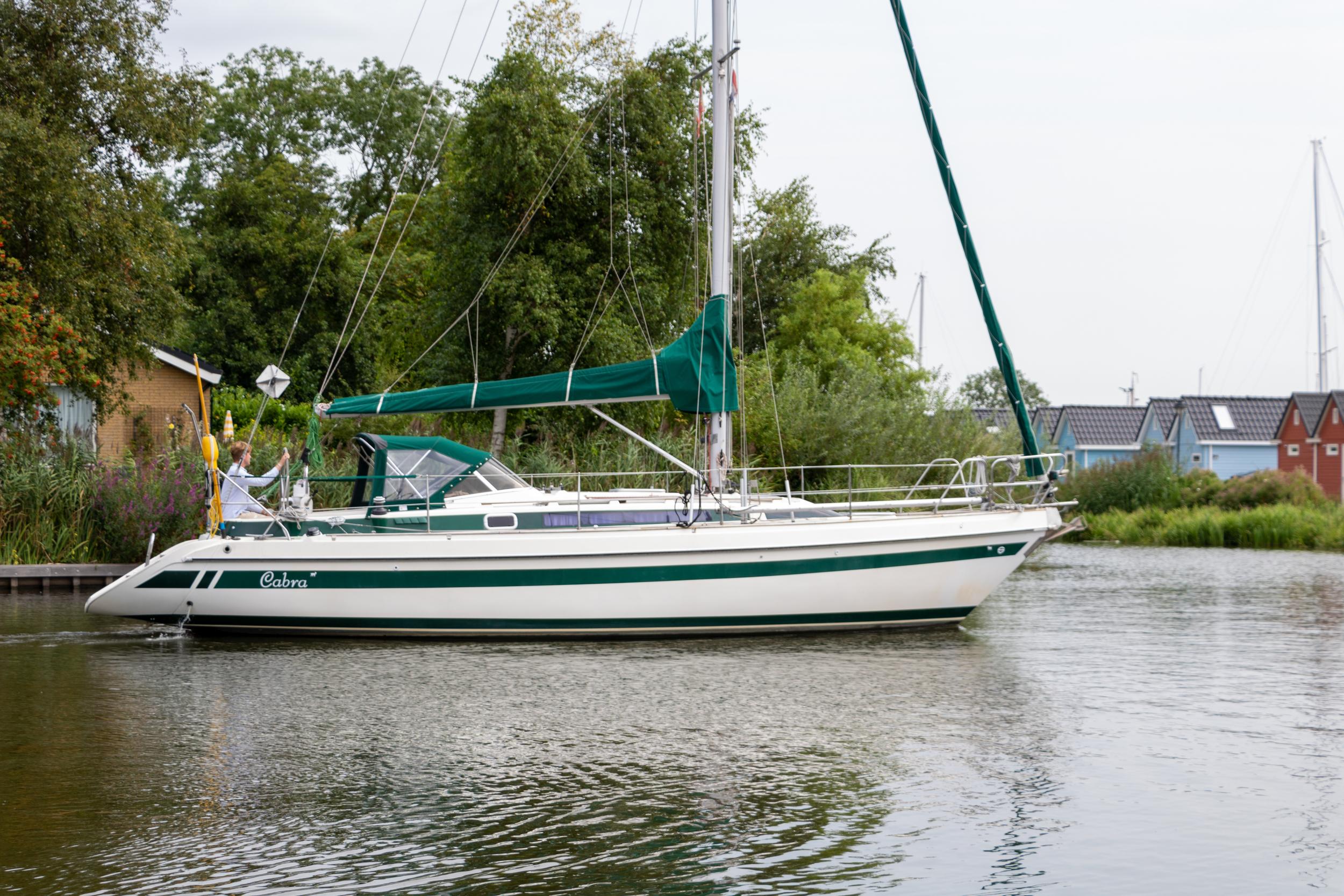 Tweedehands 1991 Sunbeam 37 | YachtFocus