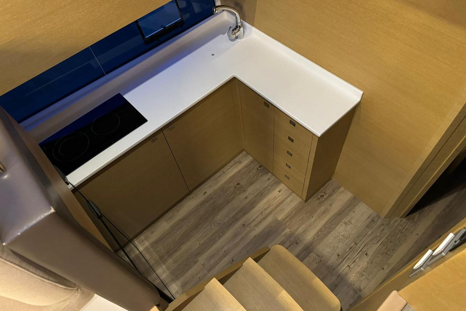 2018 Rodman Spirit 42 Coupé Motor Yachts for sale - YachtWorld