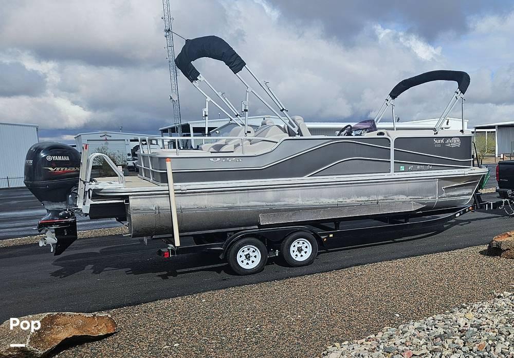 Used 2019 SunCatcher V22SS - Arizona | TopBoats