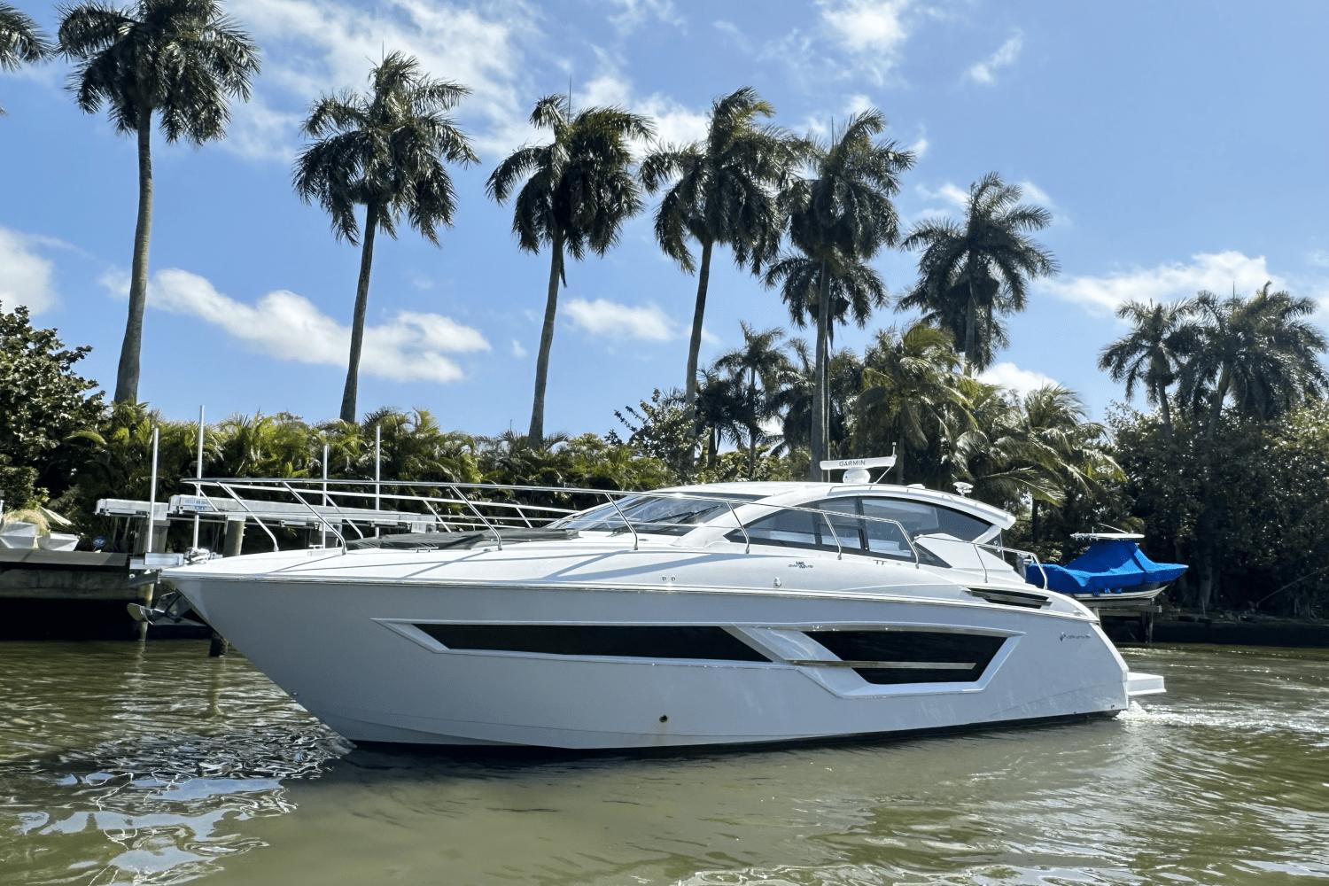 2024 Cruisers Yachts 46 Cantius Motor Yacht for sale - YachtWorld