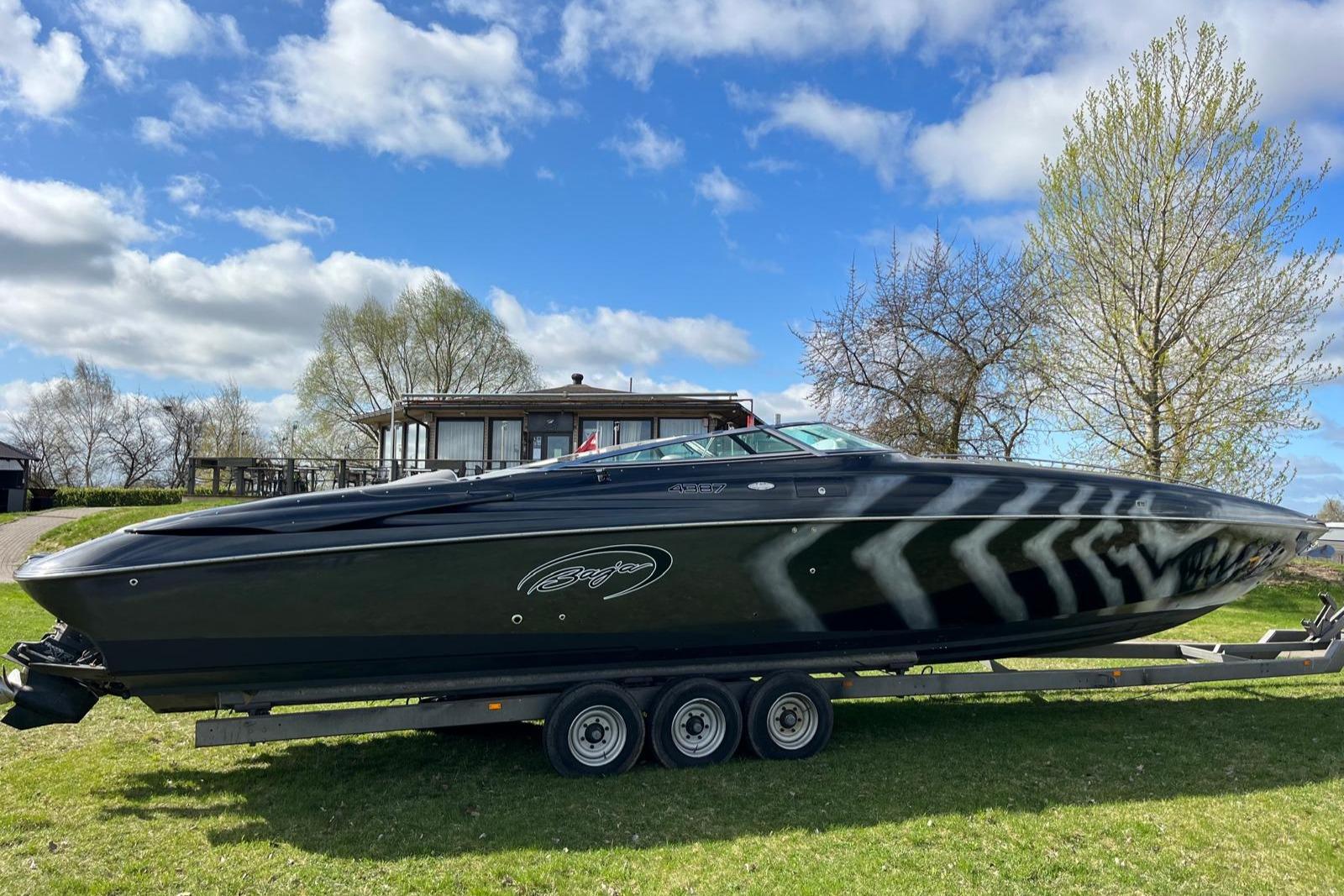 2002 Baja 442 High Performance for sale - YachtWorld