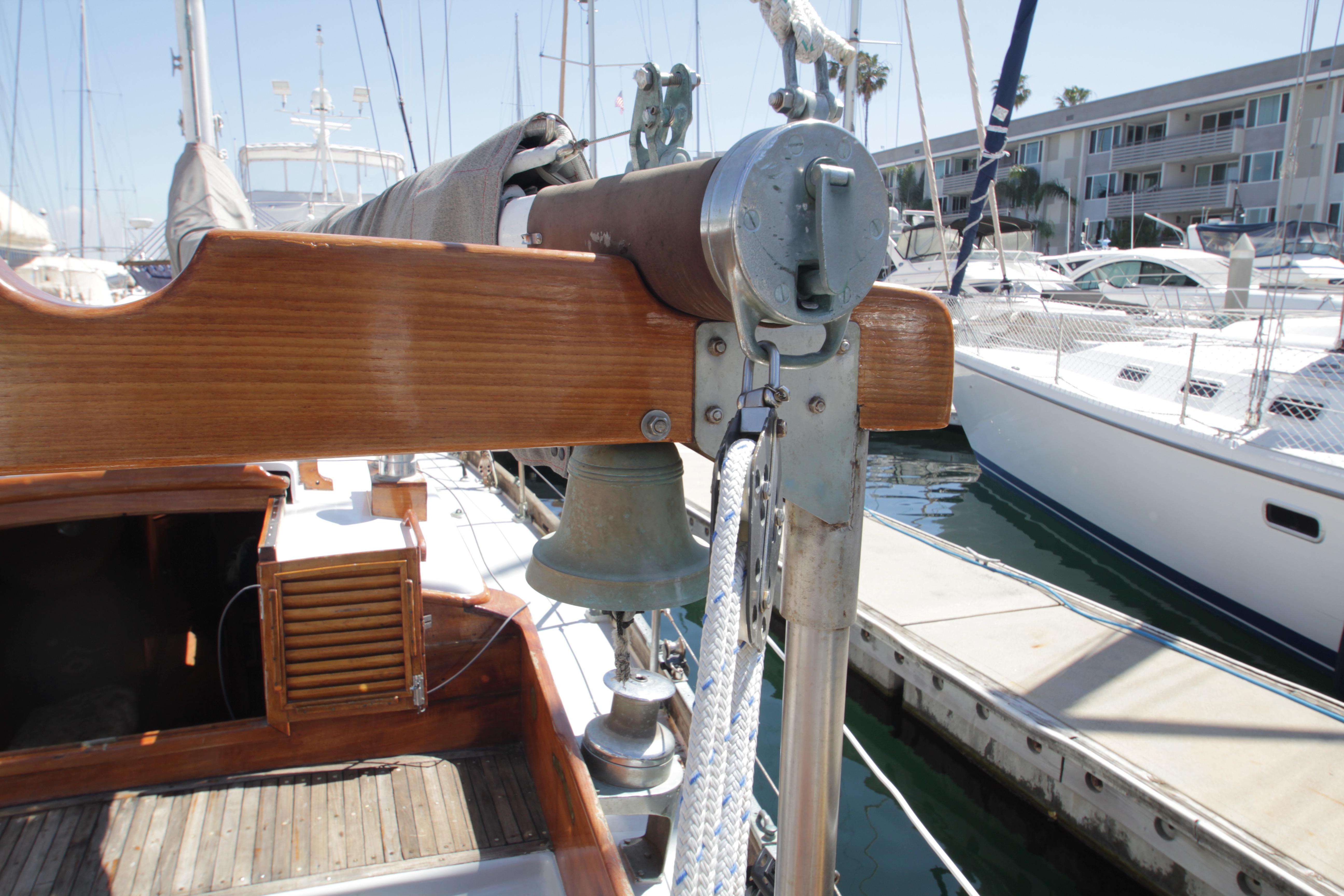 1968 Cheoy Lee Offshore 40 Voiliers classiques et traditionnels à ...