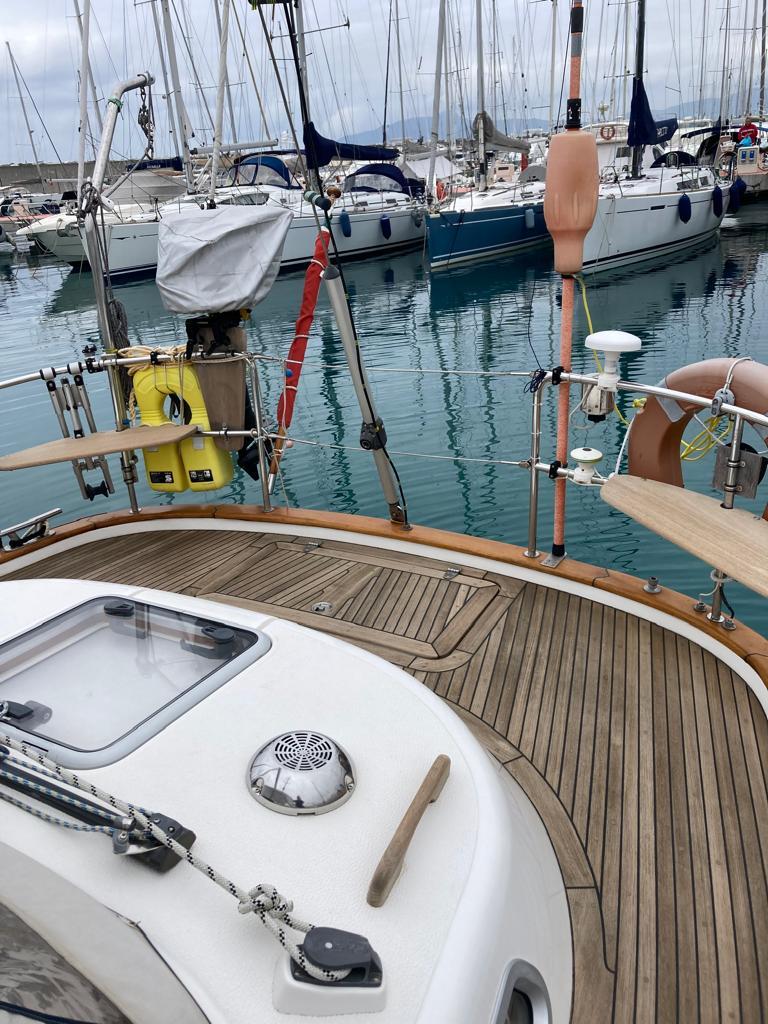 2005 Hallberg-Rassy 40 Center Cockpit Segelboote Kaufen - YachtWorld