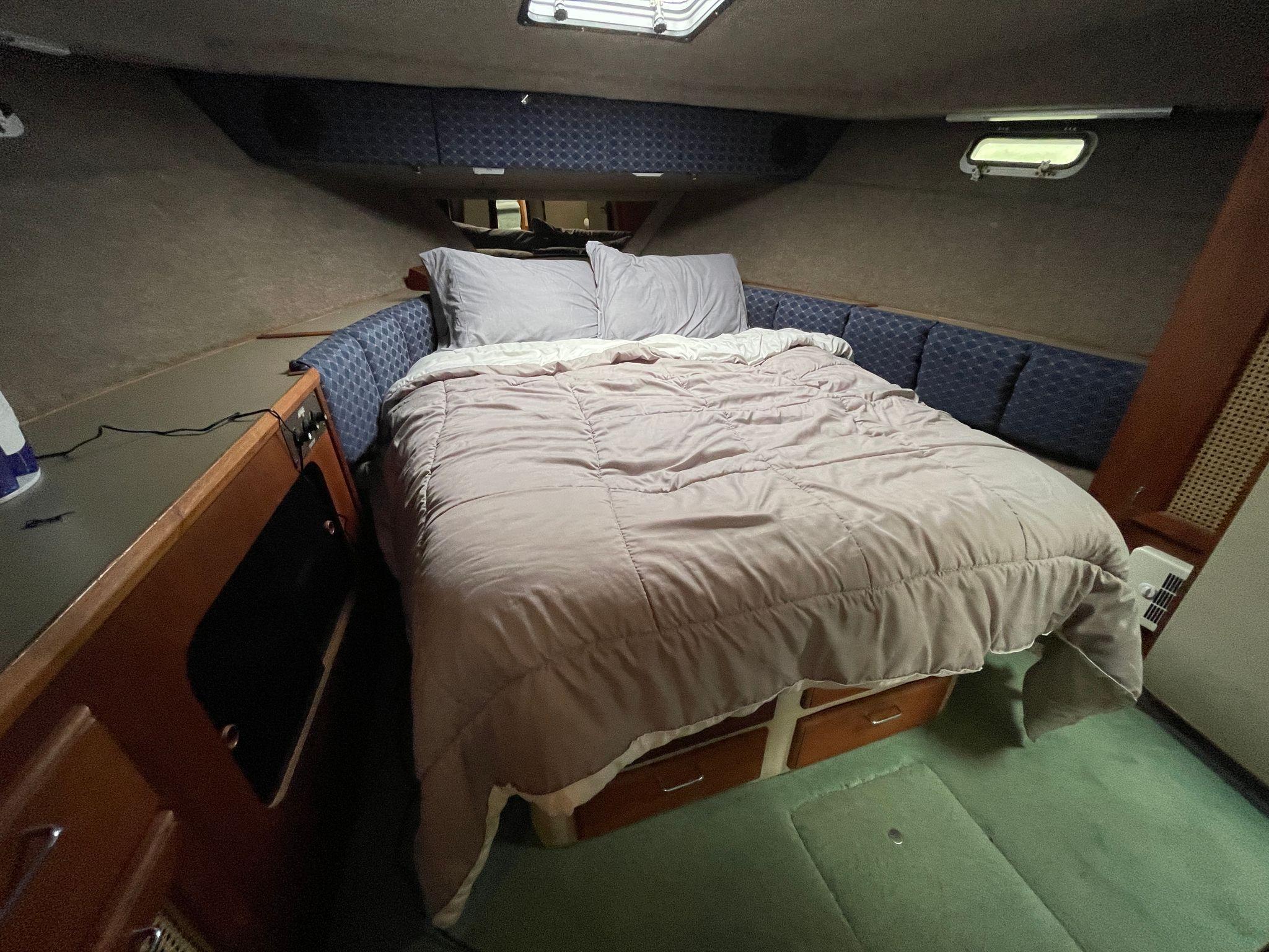 1985 Bayliner 3870 Motor Yacht for sale - YachtWorld