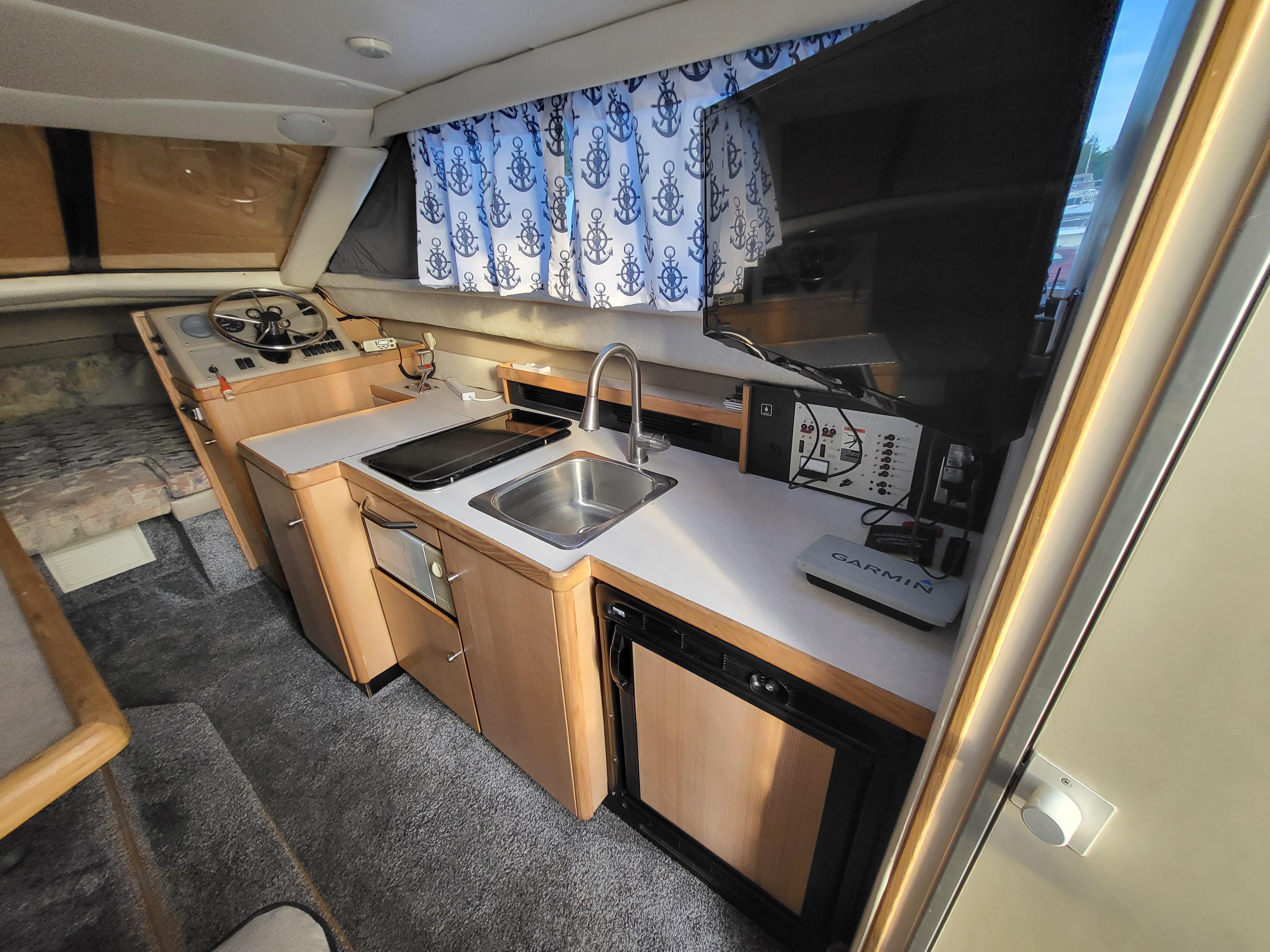 1999 Bayliner 2858 Ciera Command Bridge Flybridge for sale - YachtWorld