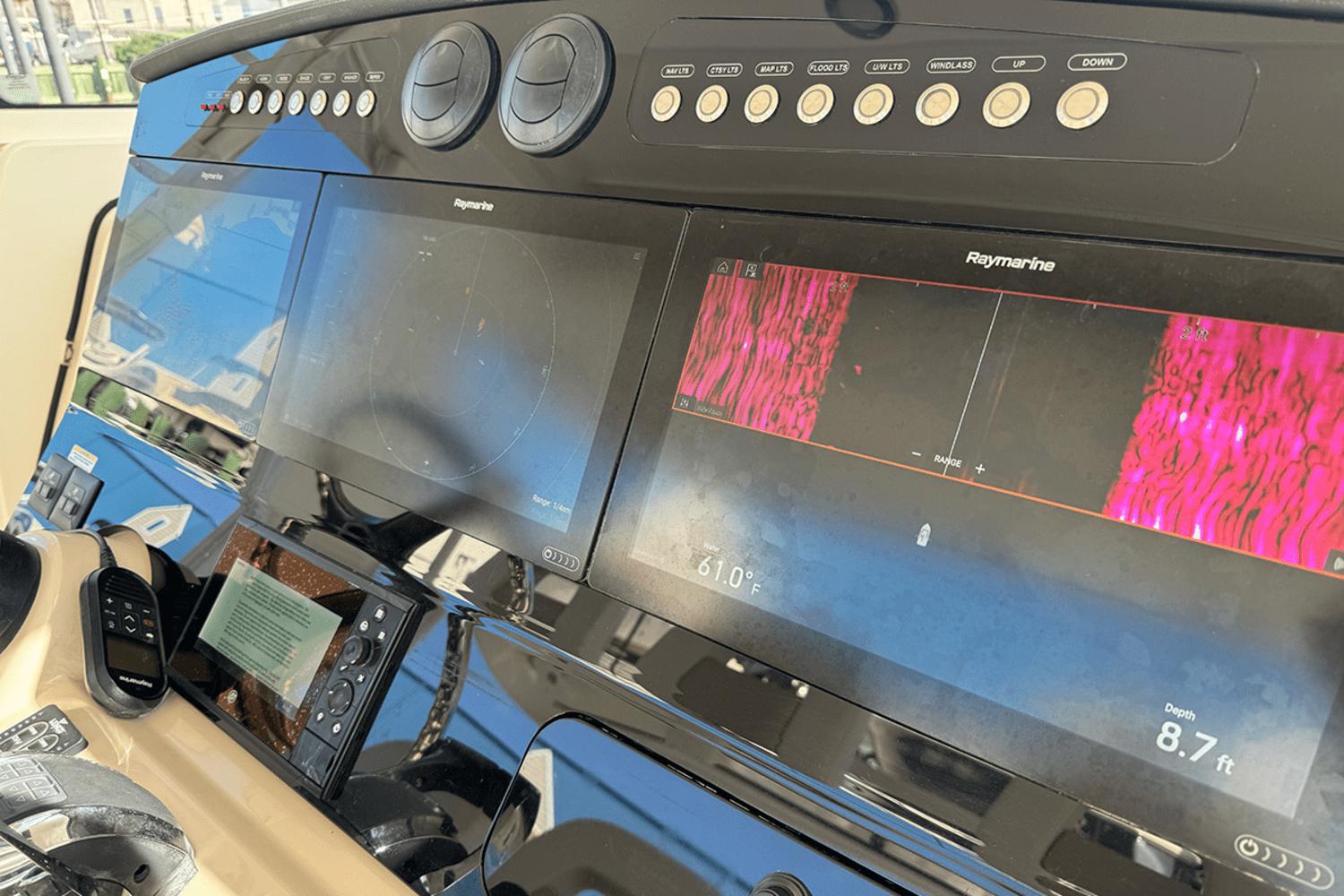 2019 Boston Whaler 420 Outrage Center Console for sale - YachtWorld