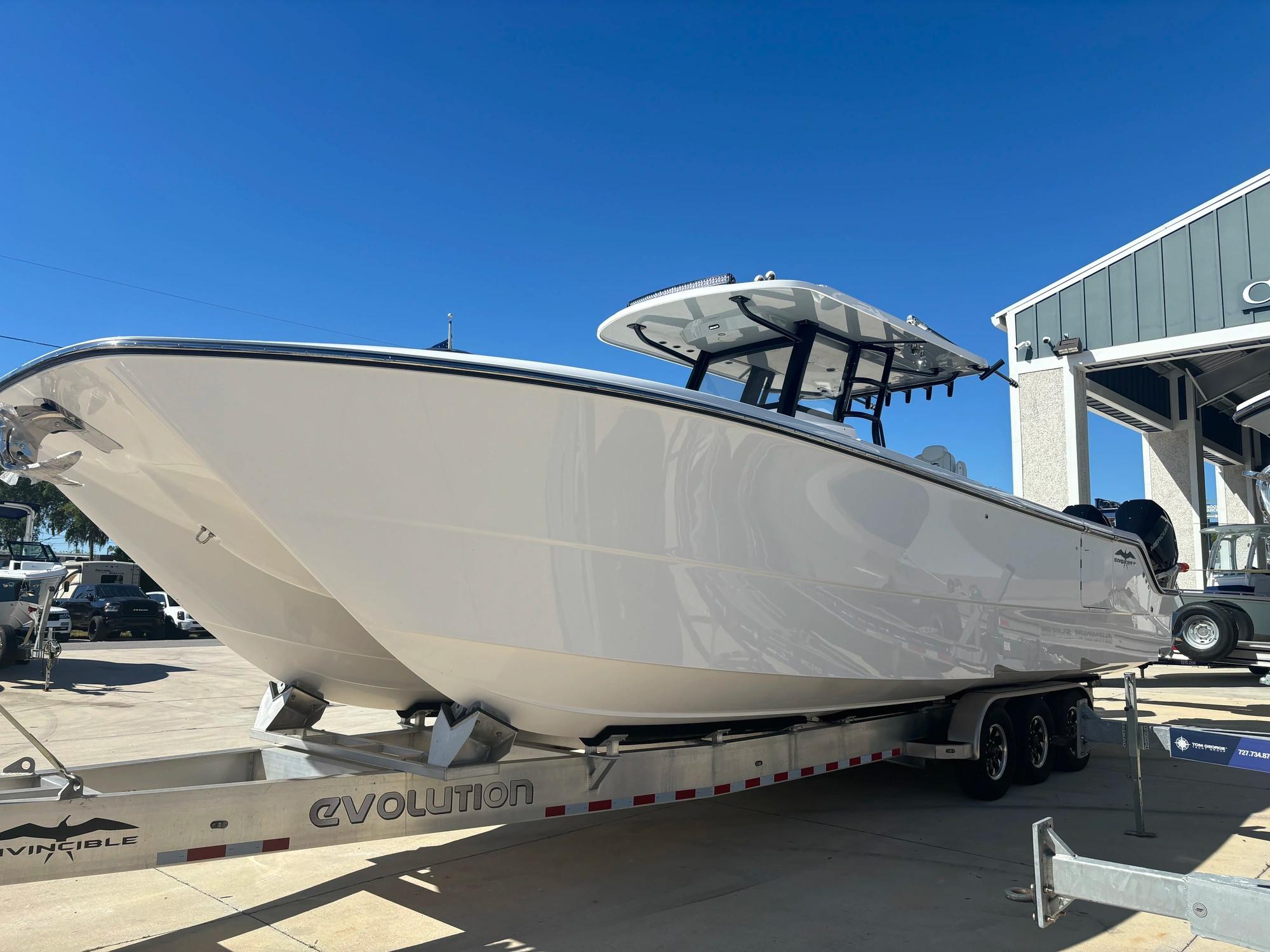 2024 Invincible 35 Catamaran Barcos de consola central en venta ...