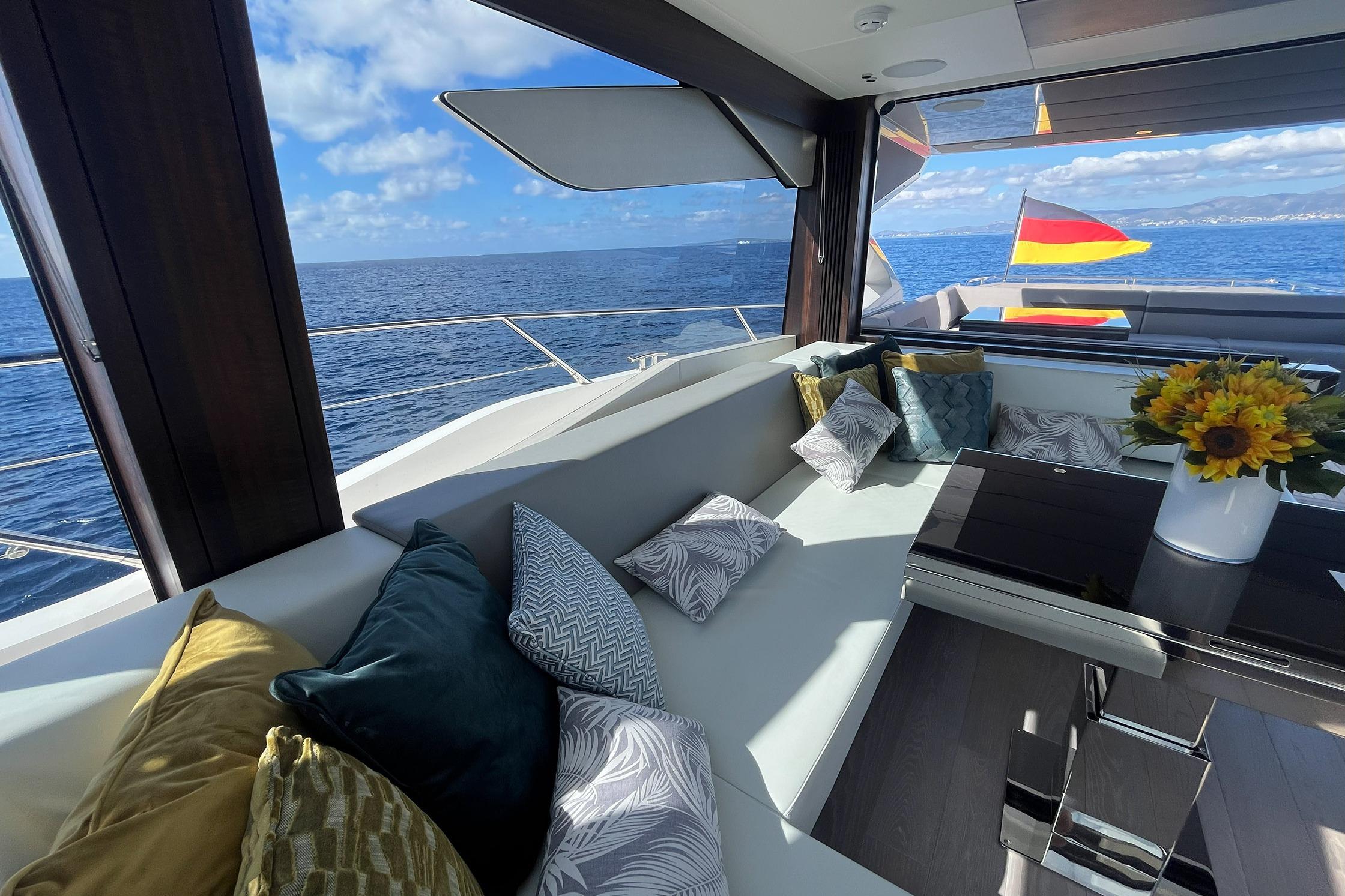 2023 Sunseeker Predator 74 XPS Motor Yacht for sale - YachtWorld