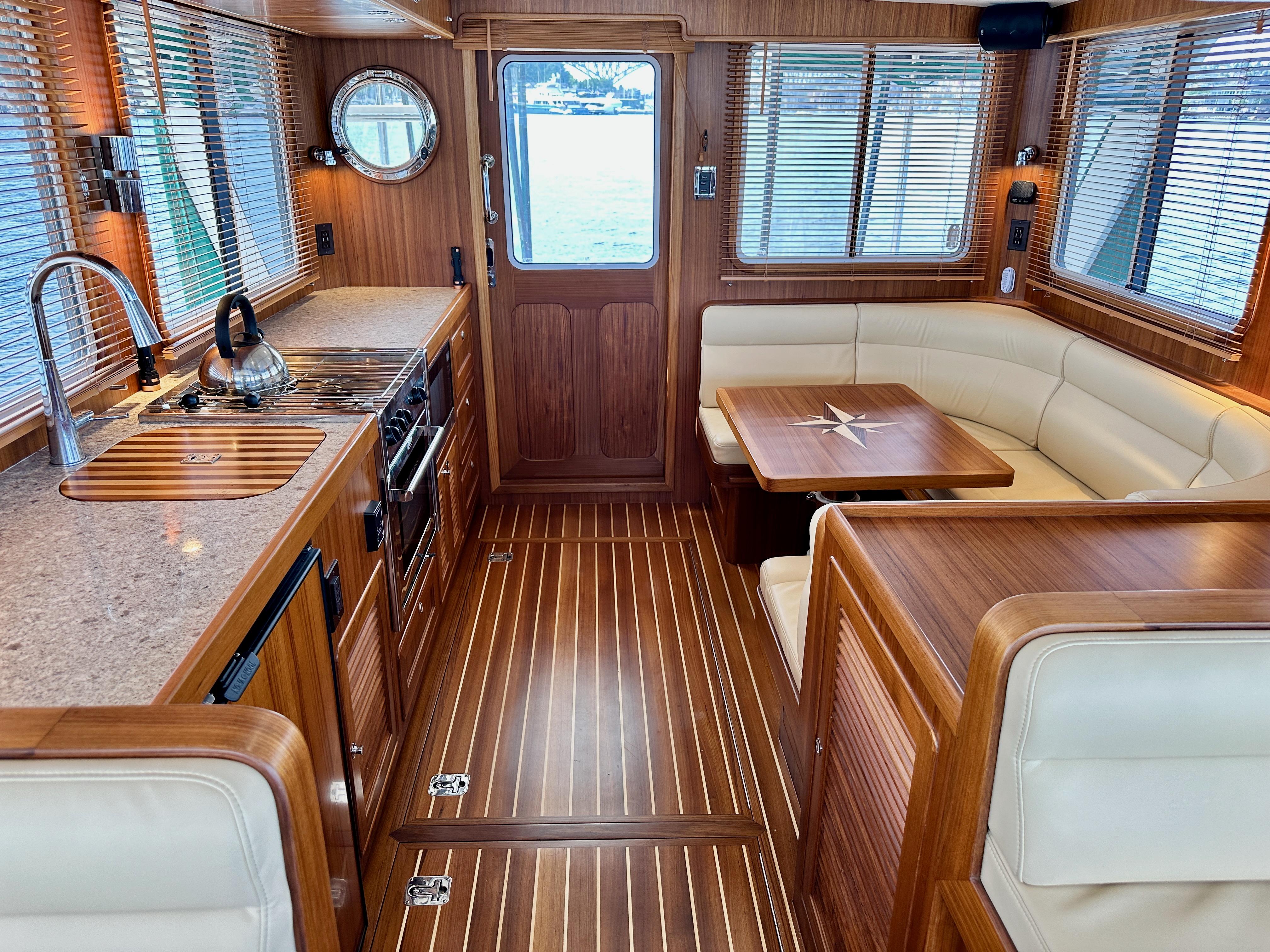 2024 Helmsman Trawlers 38 Sedan Trawler for sale - YachtWorld