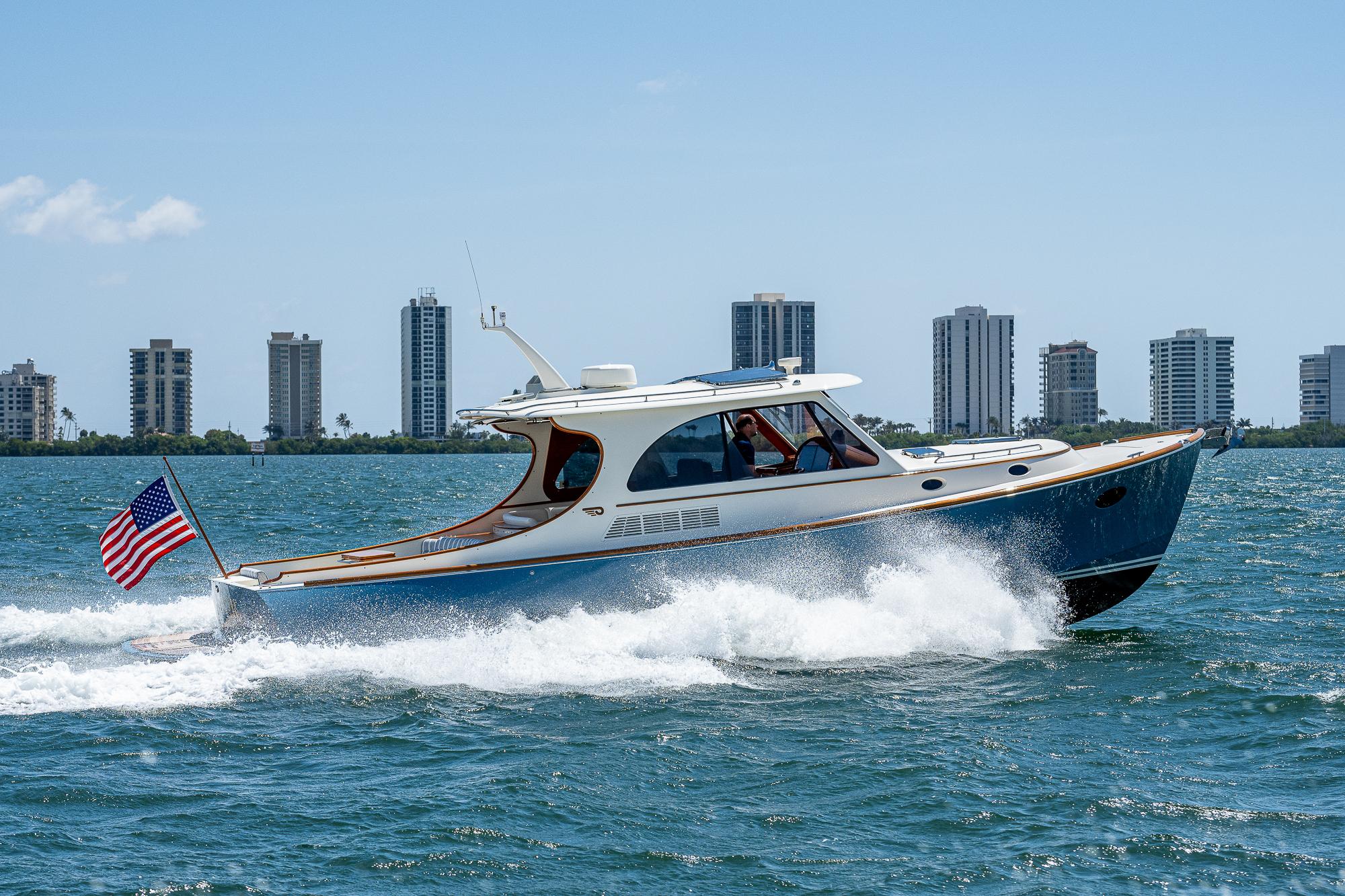 2020 Hinckley Picnic Boat 40 Express-Boot Kaufen - YachtWorld