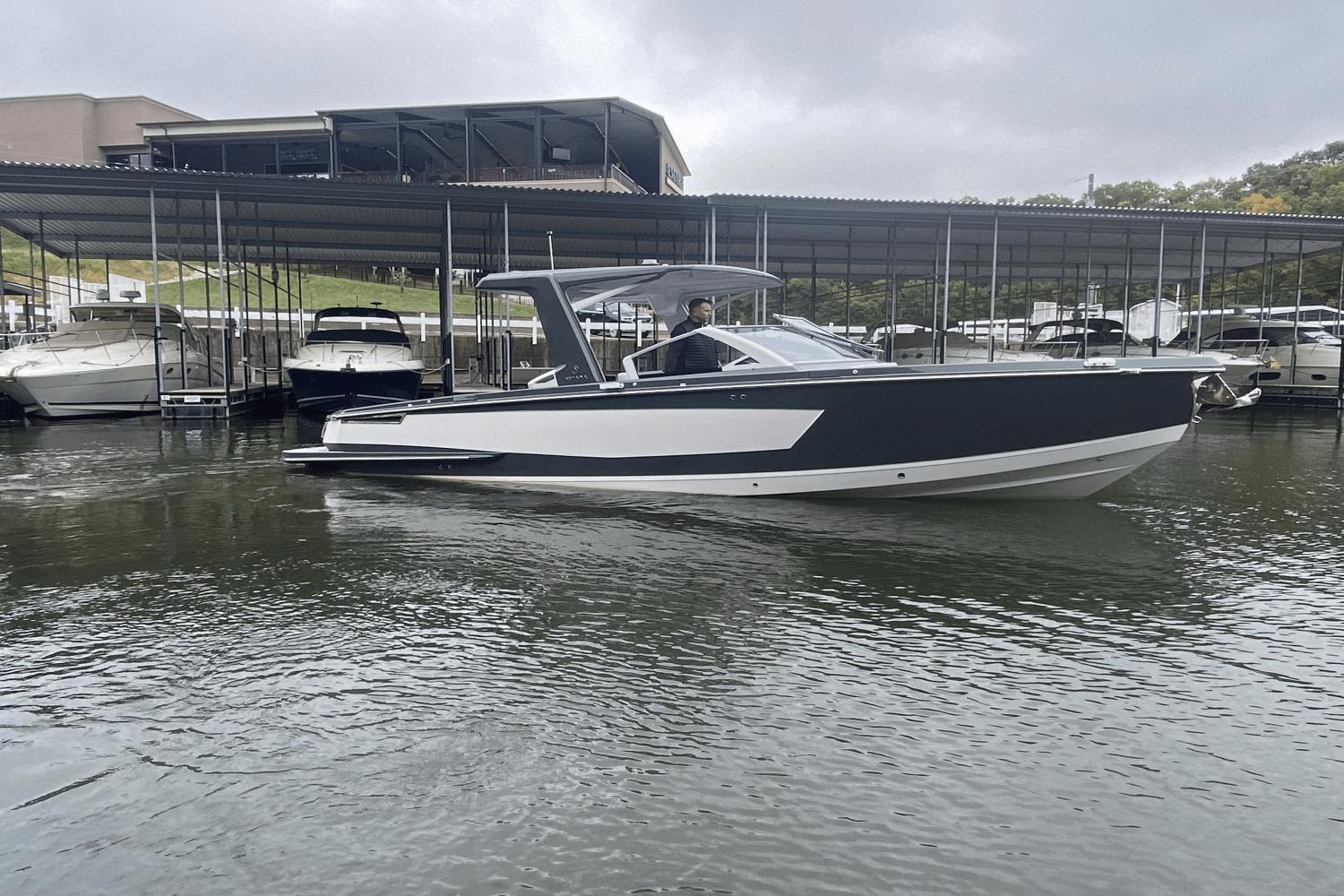 2023 Aviara AV32 Runabout for sale - YachtWorld