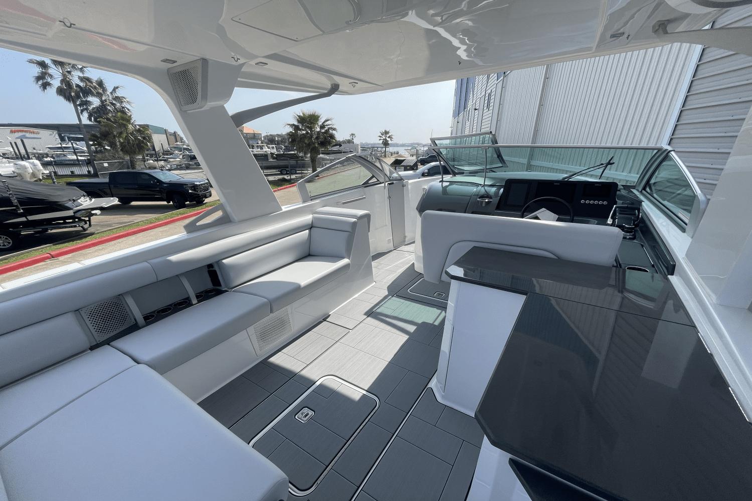 2024 Aviara AV32 Outboard Runabout for sale - YachtWorld