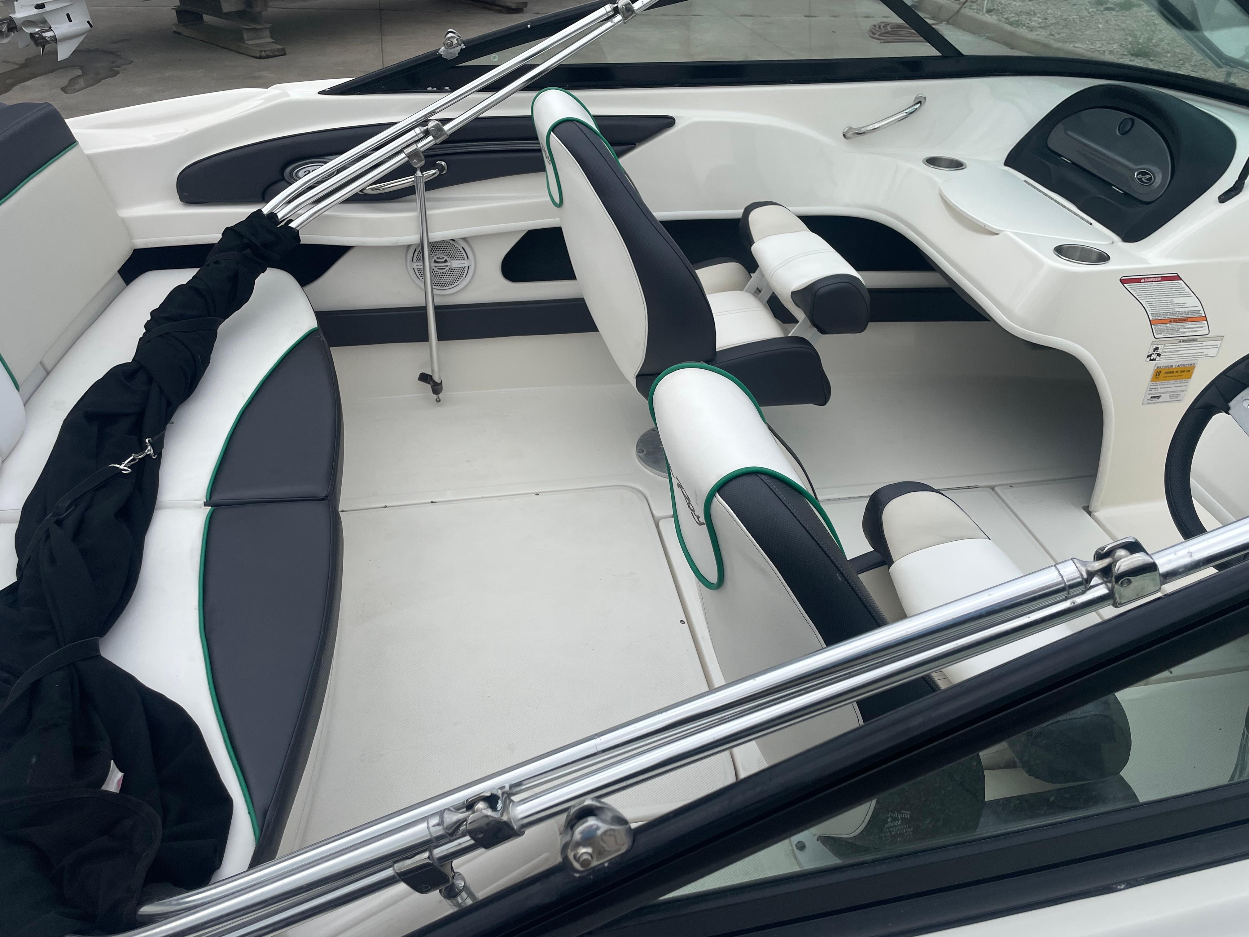 2014 Sea Ray 205 Sport Runabout for sale - YachtWorld