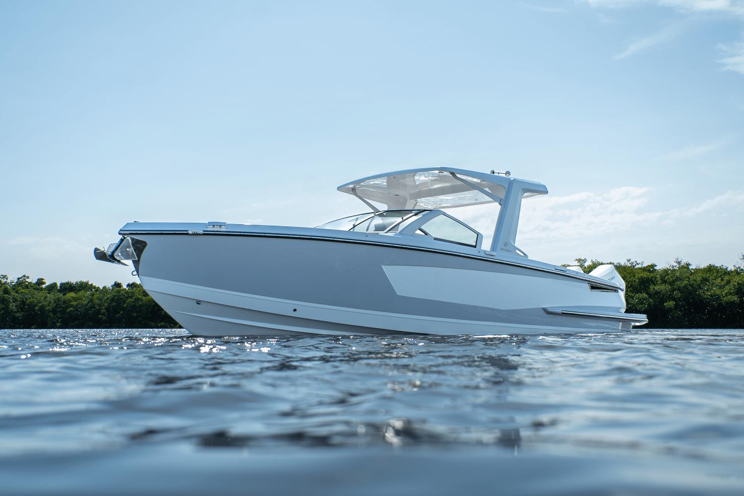 2024 Aviara AV32 Outboard Runabout for sale - YachtWorld