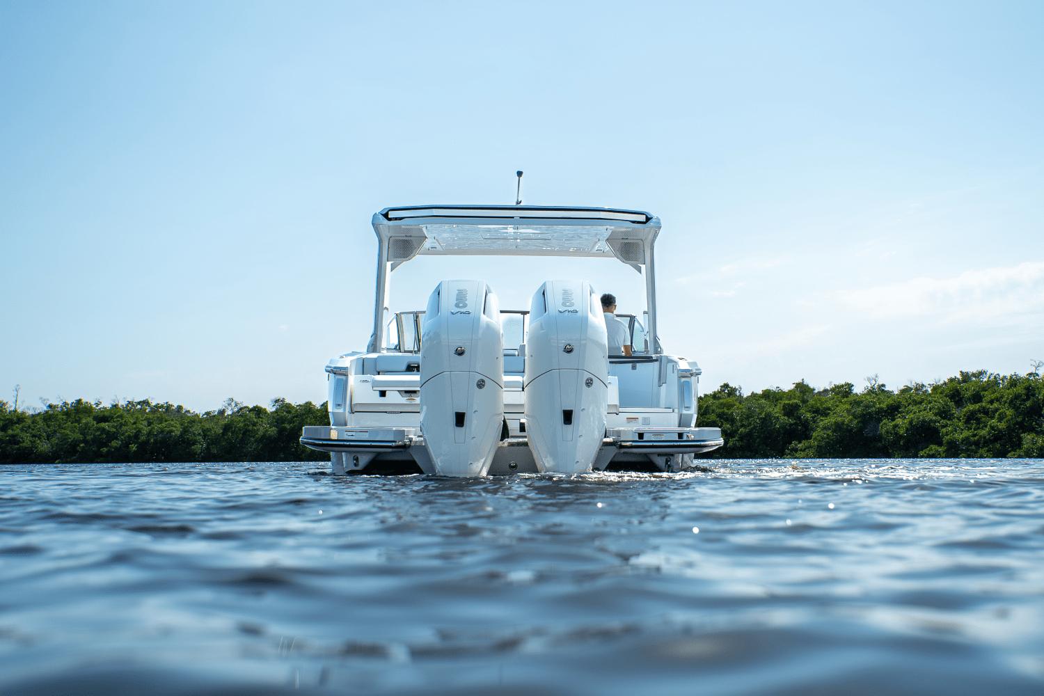 2024 Aviara AV32 Outboard Runabout for sale - YachtWorld