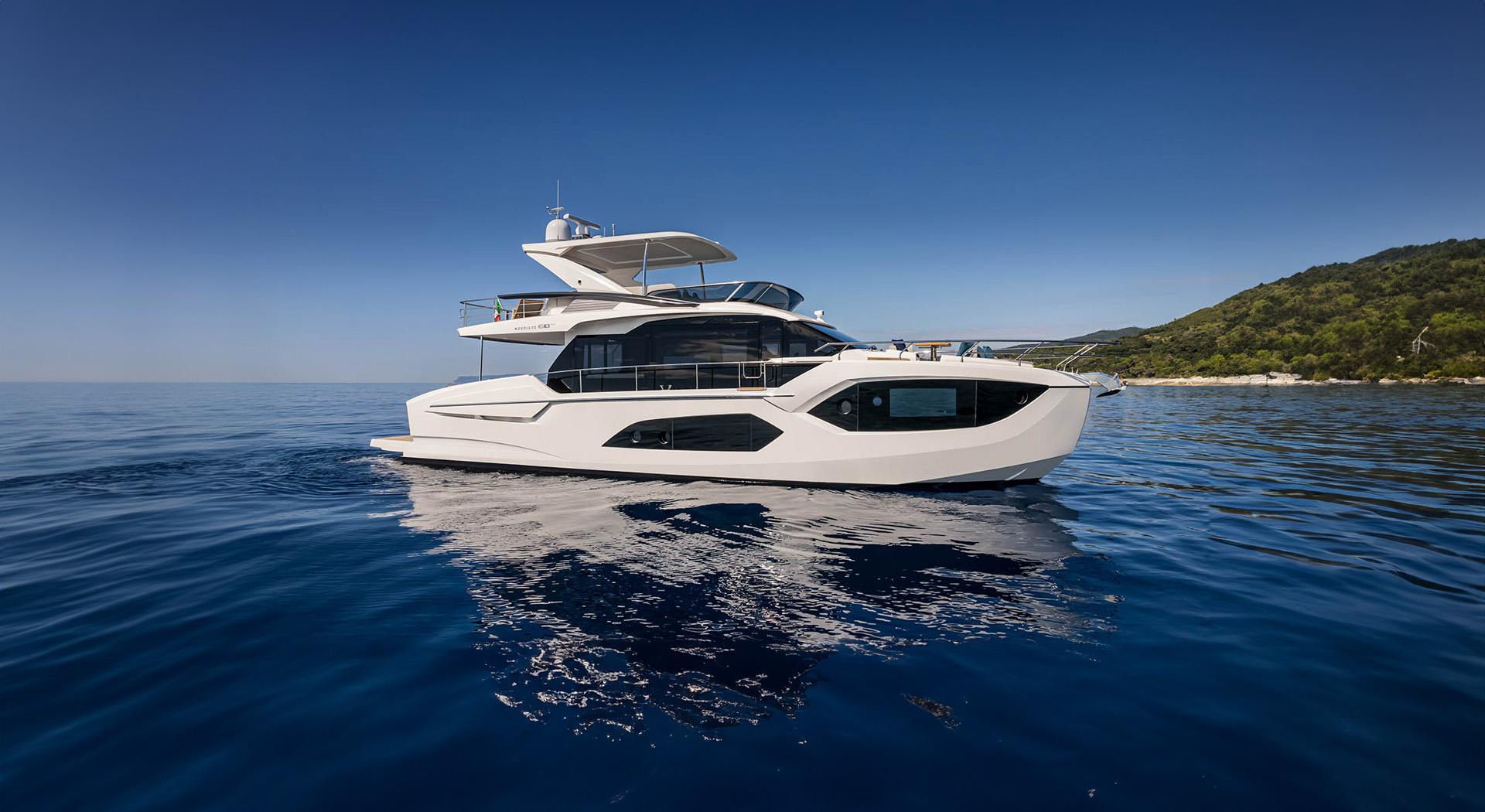 Used 2024 Absolute 60 Fly - 83 - Var | TopBoats