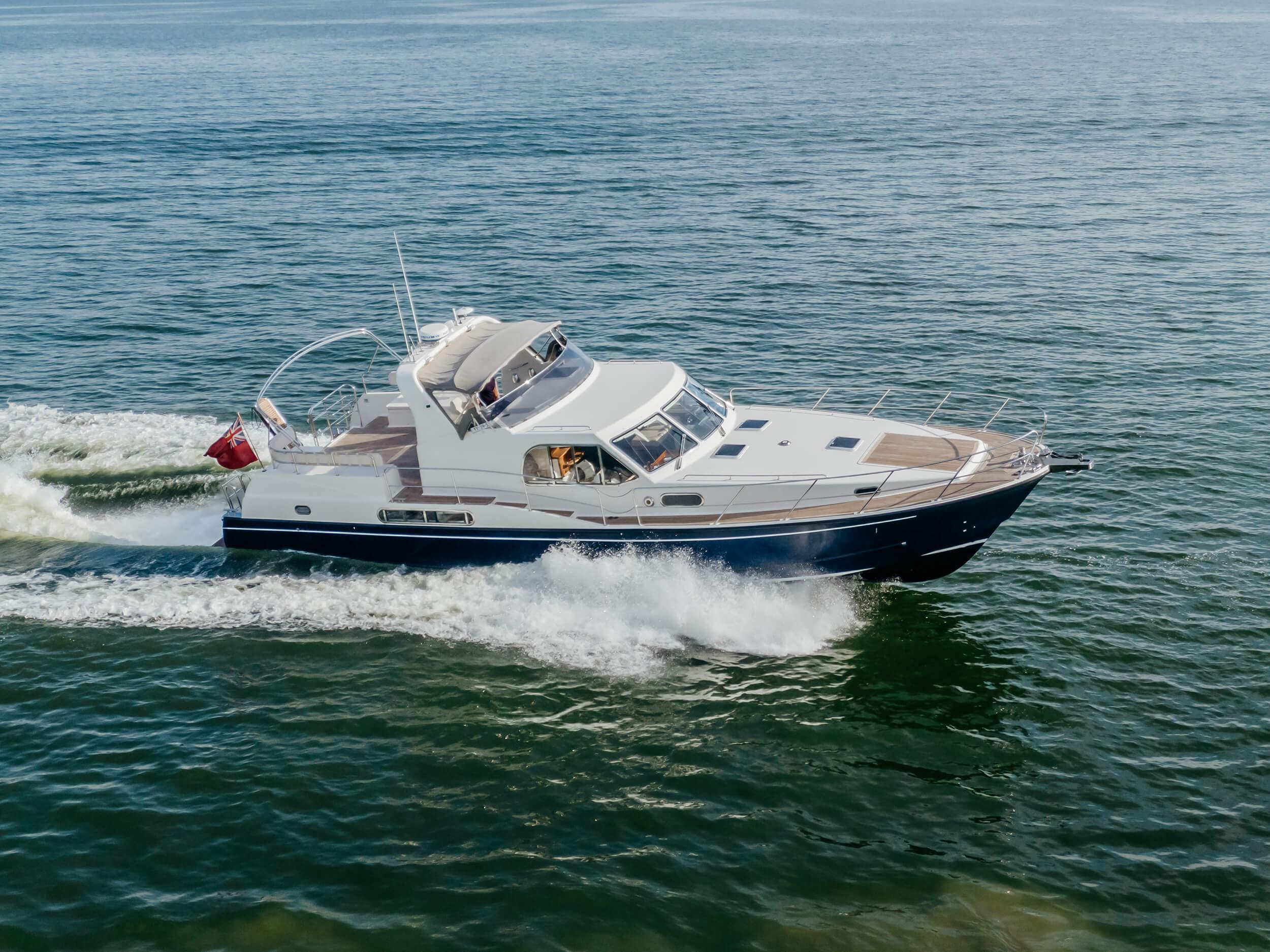 2002 Cara M/Y Kara Motor Yachts for sale - YachtWorld