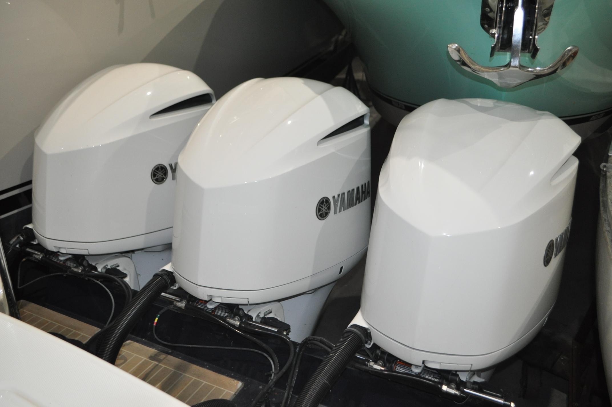 2019 Regulator 34 Ss Center Console for sale - YachtWorld