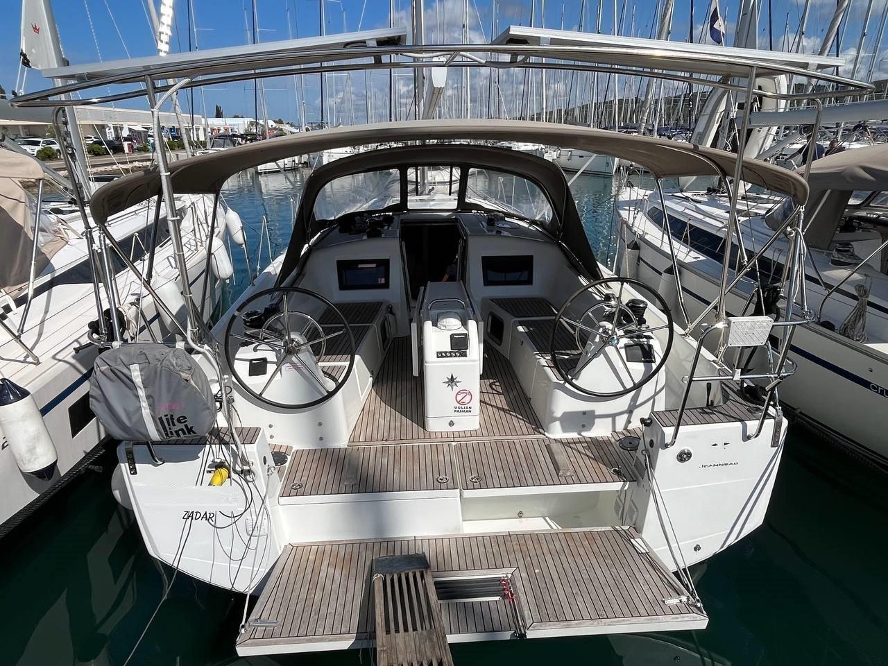 Used 2020 Sun Odyssey 410 | YachtFocus