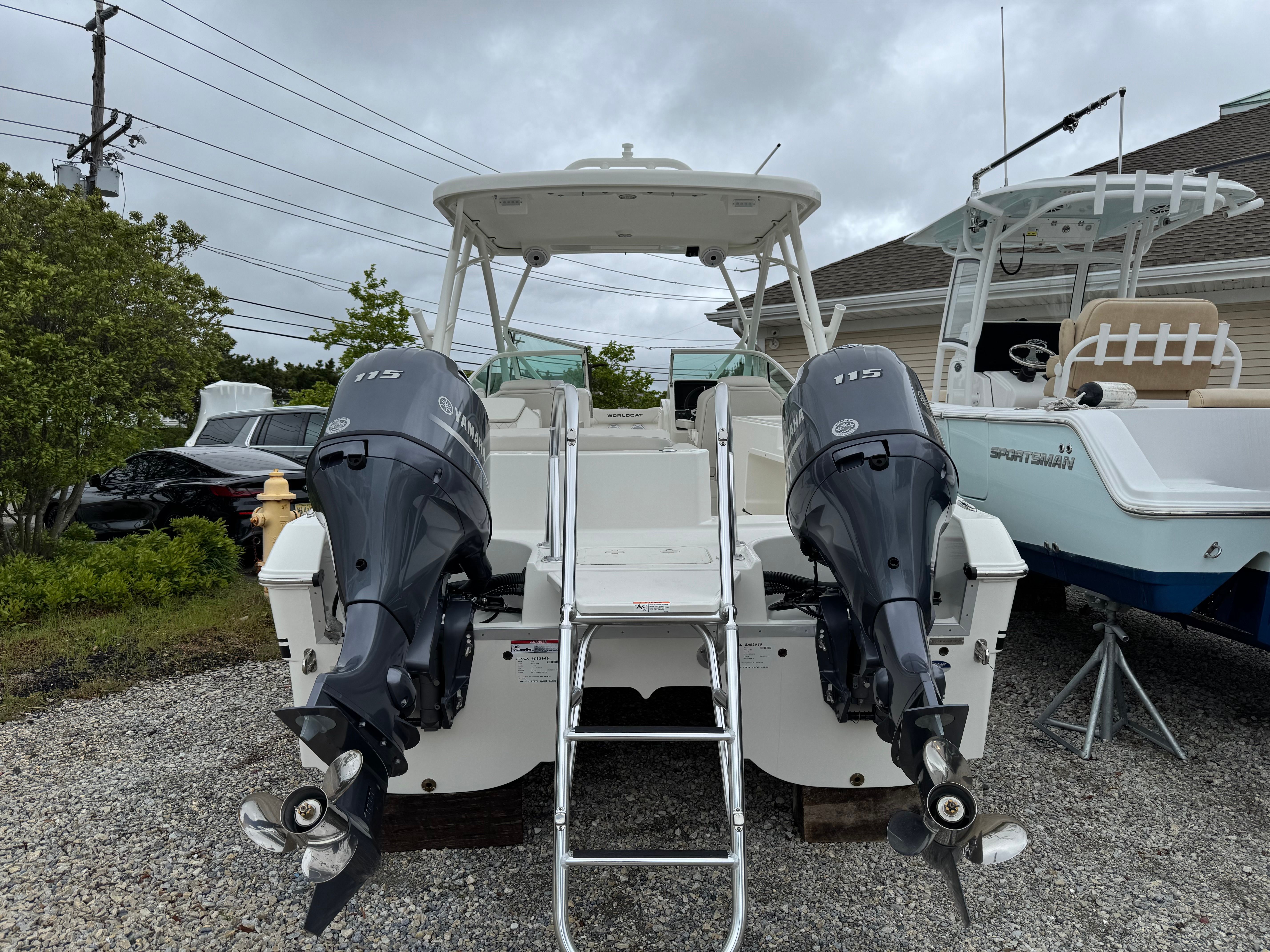2025 World Cat 230 SD Dual Console for sale - YachtWorld