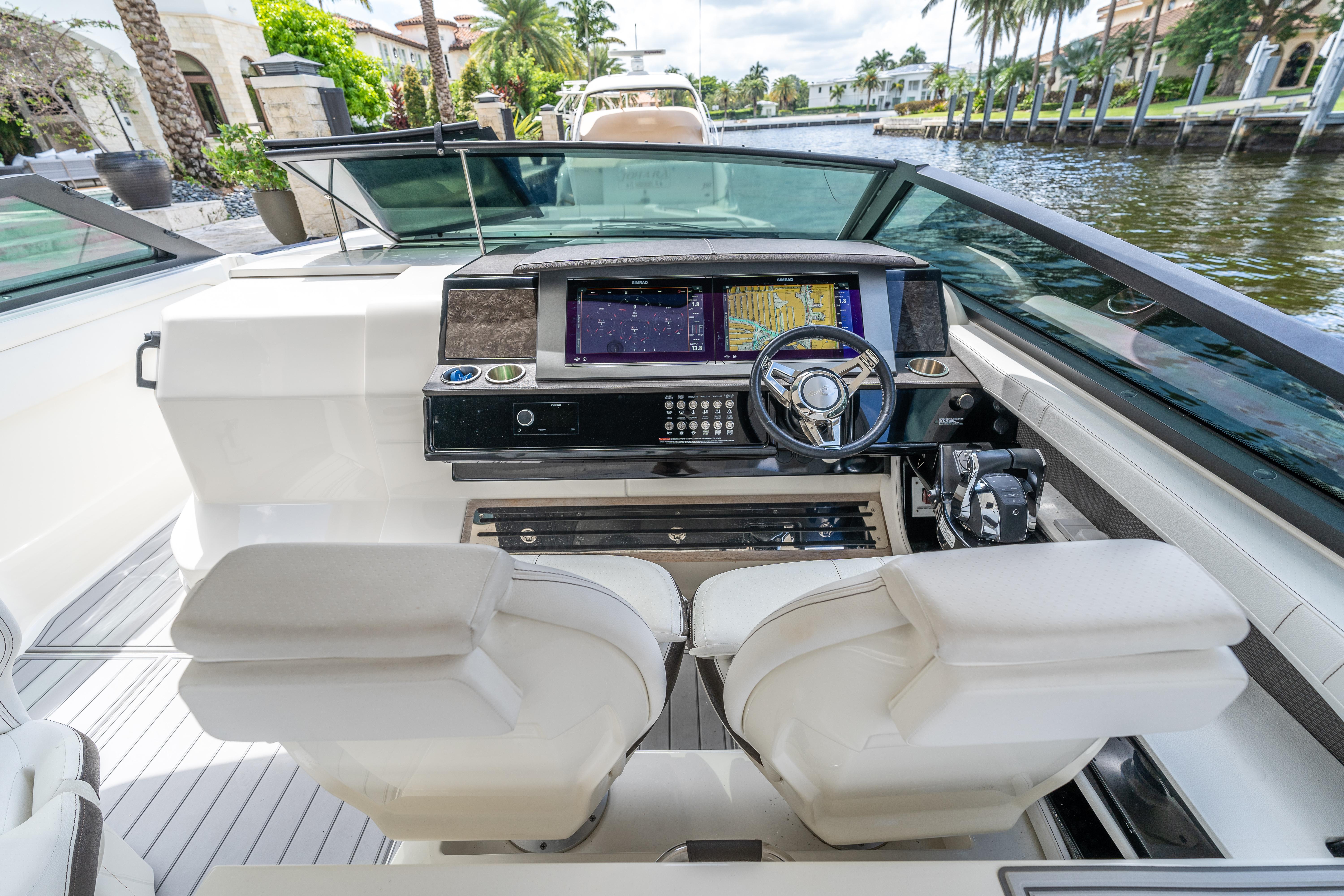 2019 Sea Ray SLX 400 OB Bowrider for sale - YachtWorld