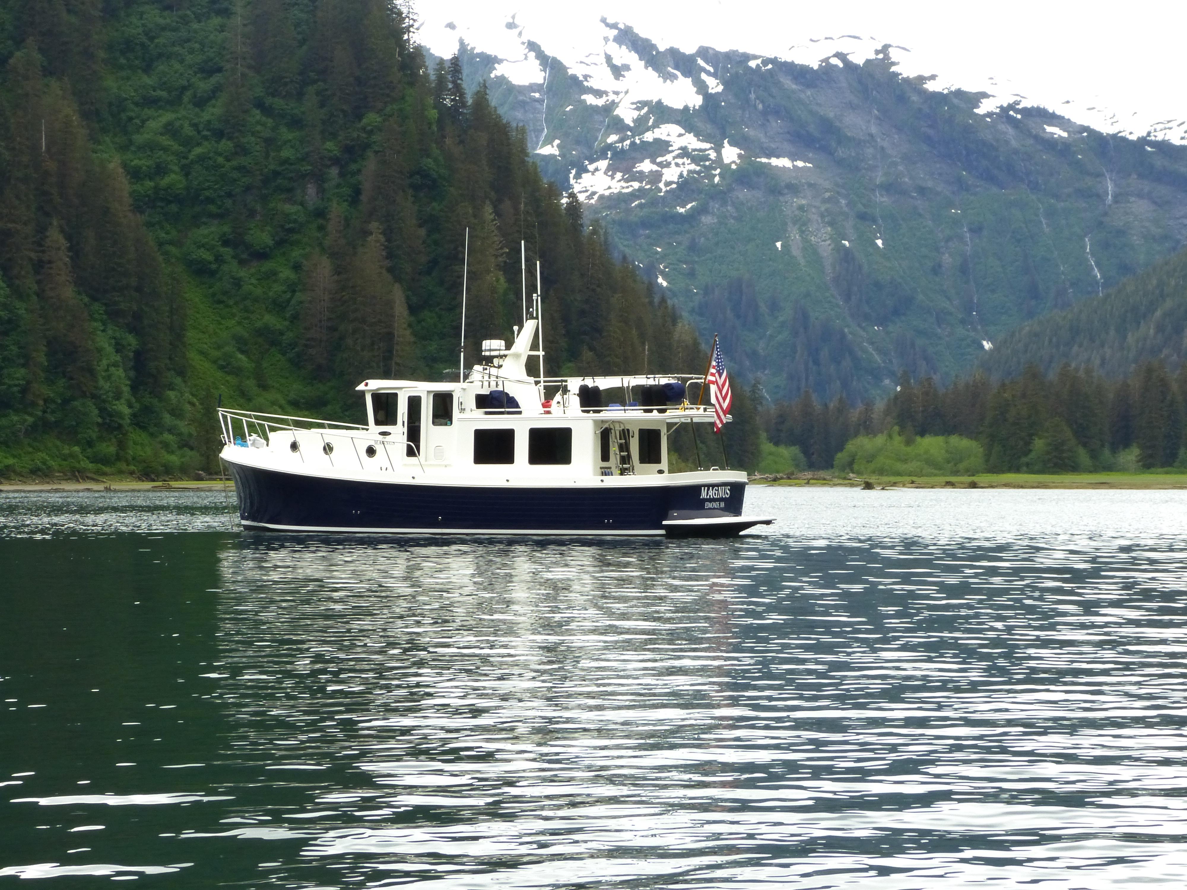 2025 American Tug 395 Express Cruiser for sale - YachtWorld