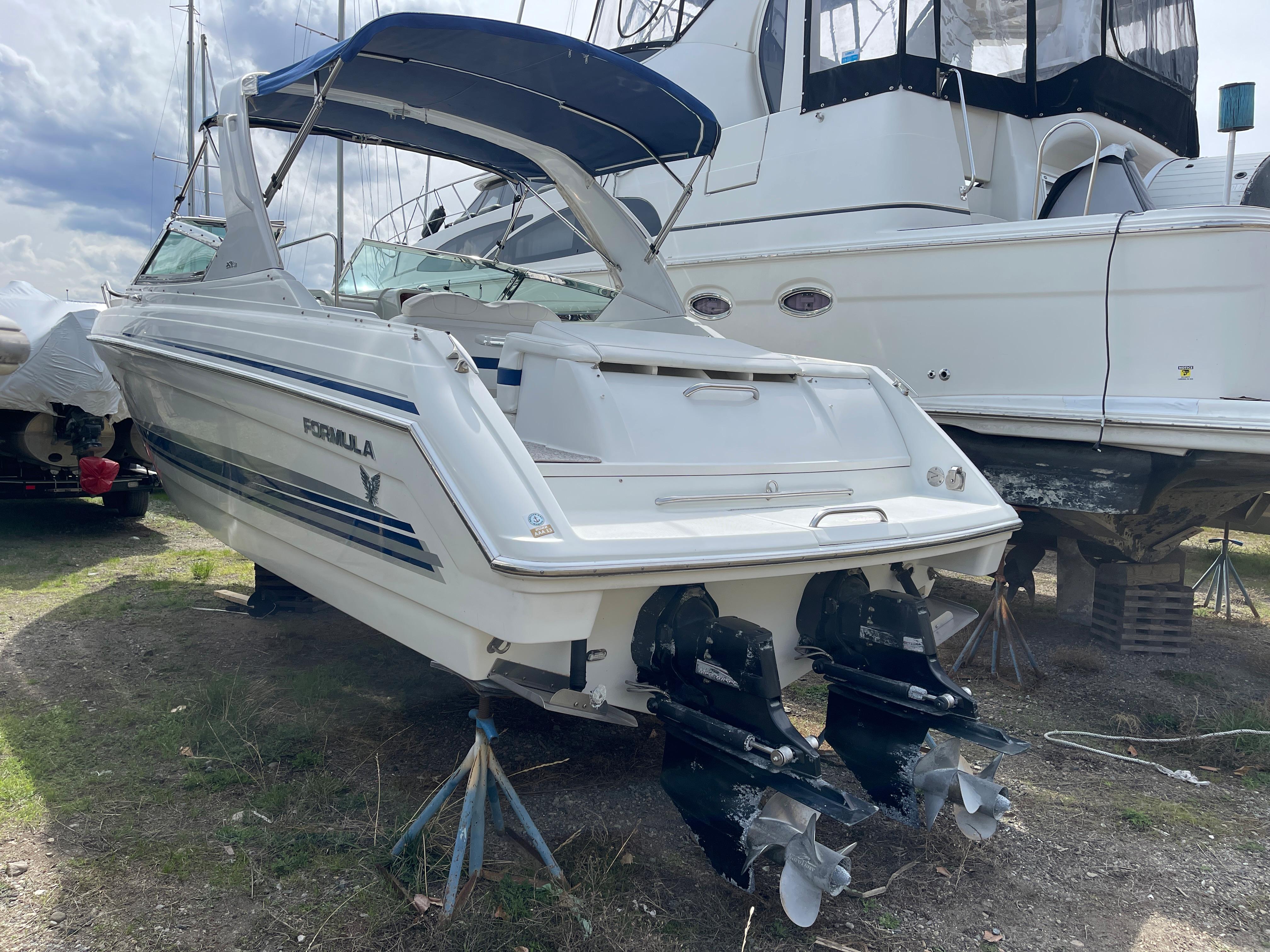 2005 Formula 280 Sun Sport Cuddy Cabin for sale - YachtWorld