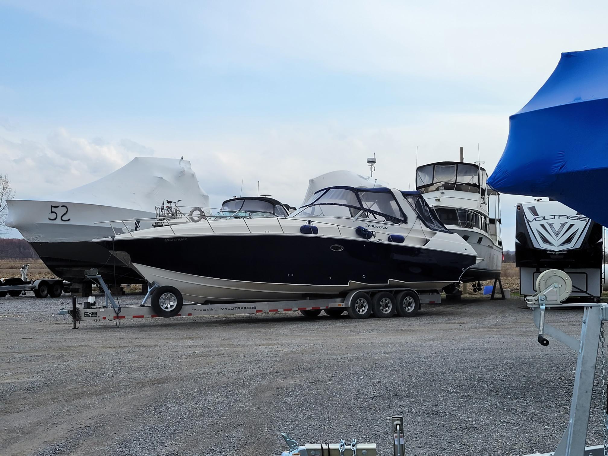 2009 Fountain 38 Express Cruiser Cruiser for sale - YachtWorld