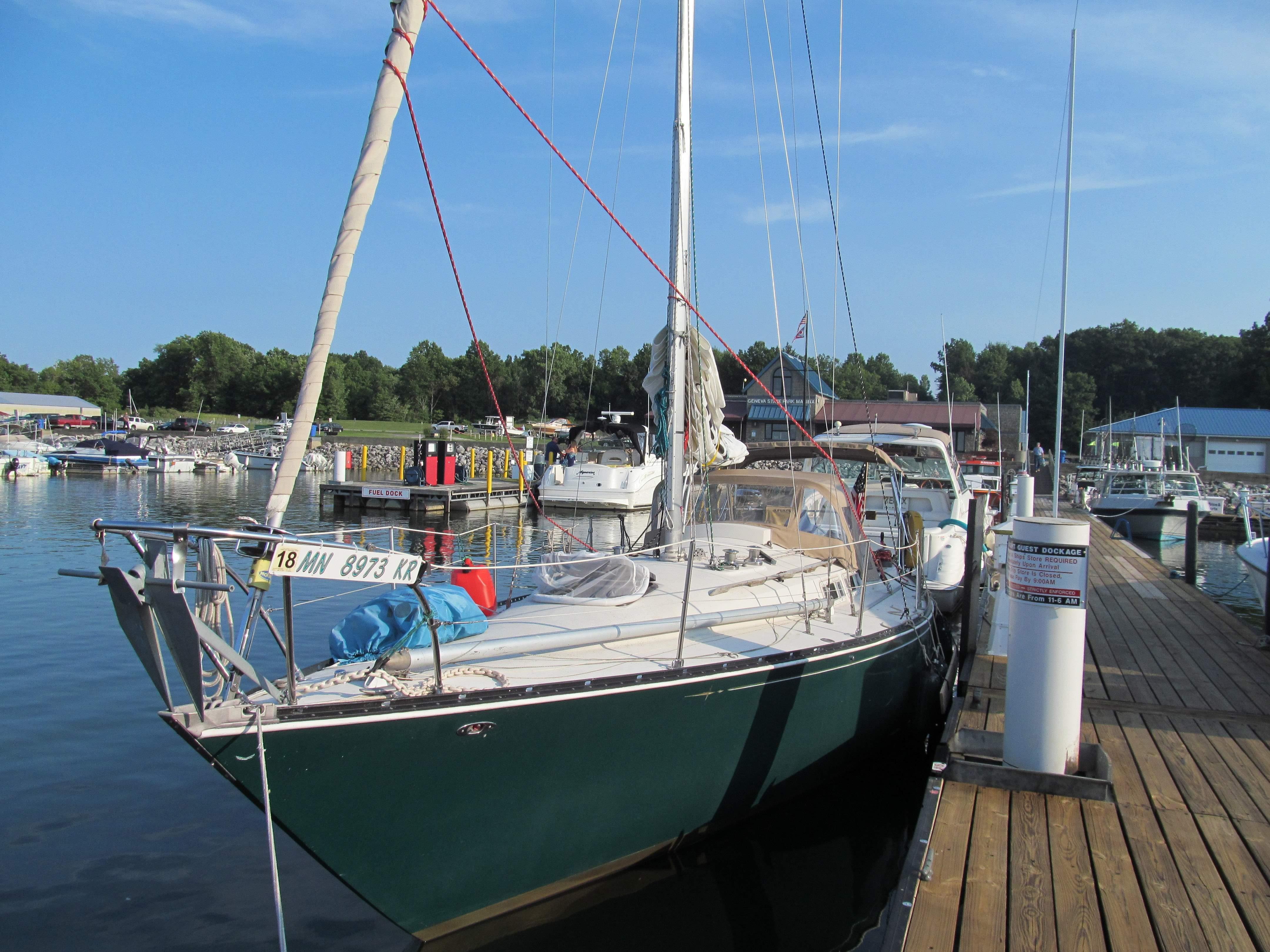 1975 C&C 33 Cruiser for sale - YachtWorld