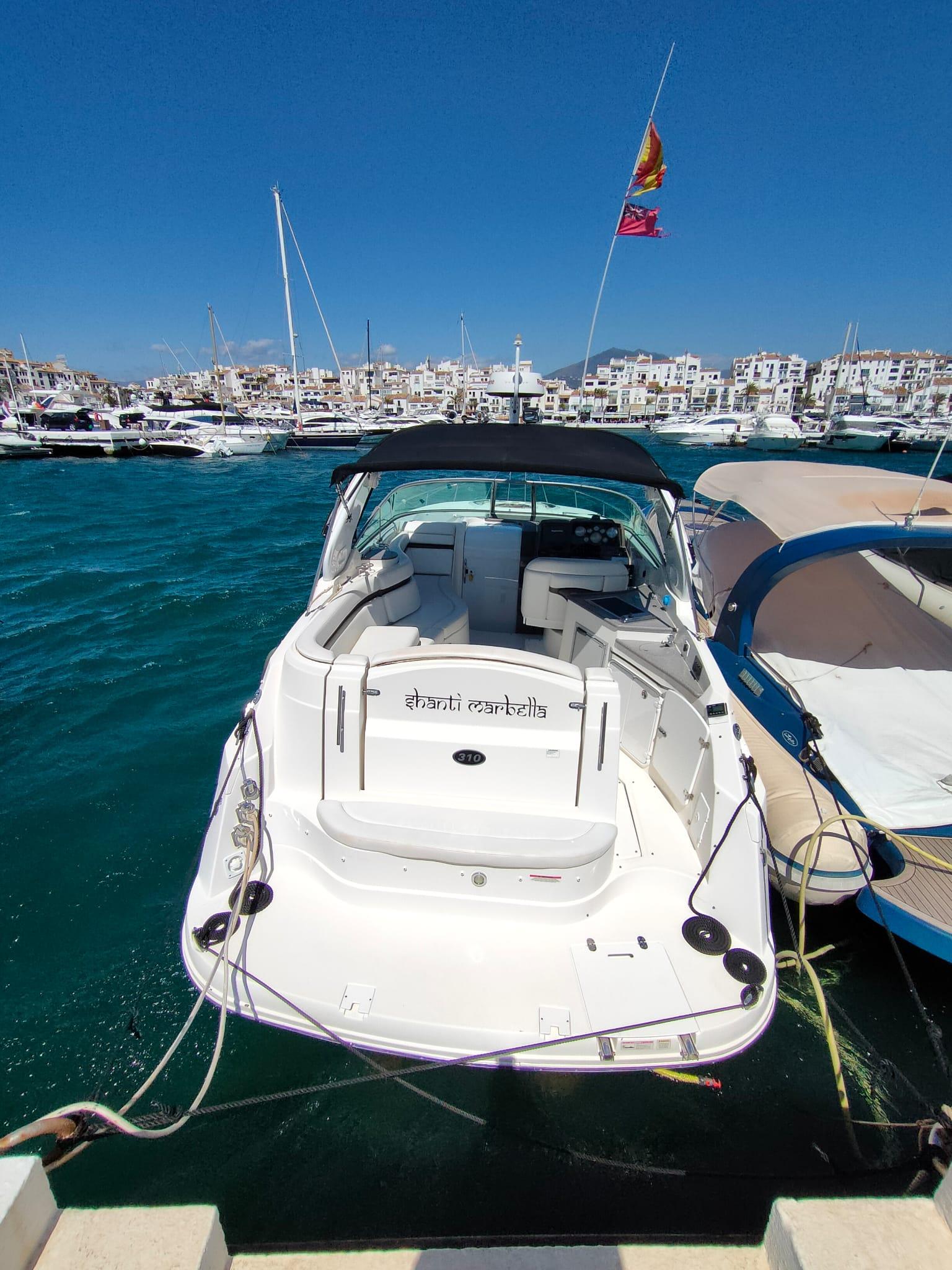 2014 Rinker 310 Express Cruiser Cruiser for sale - YachtWorld