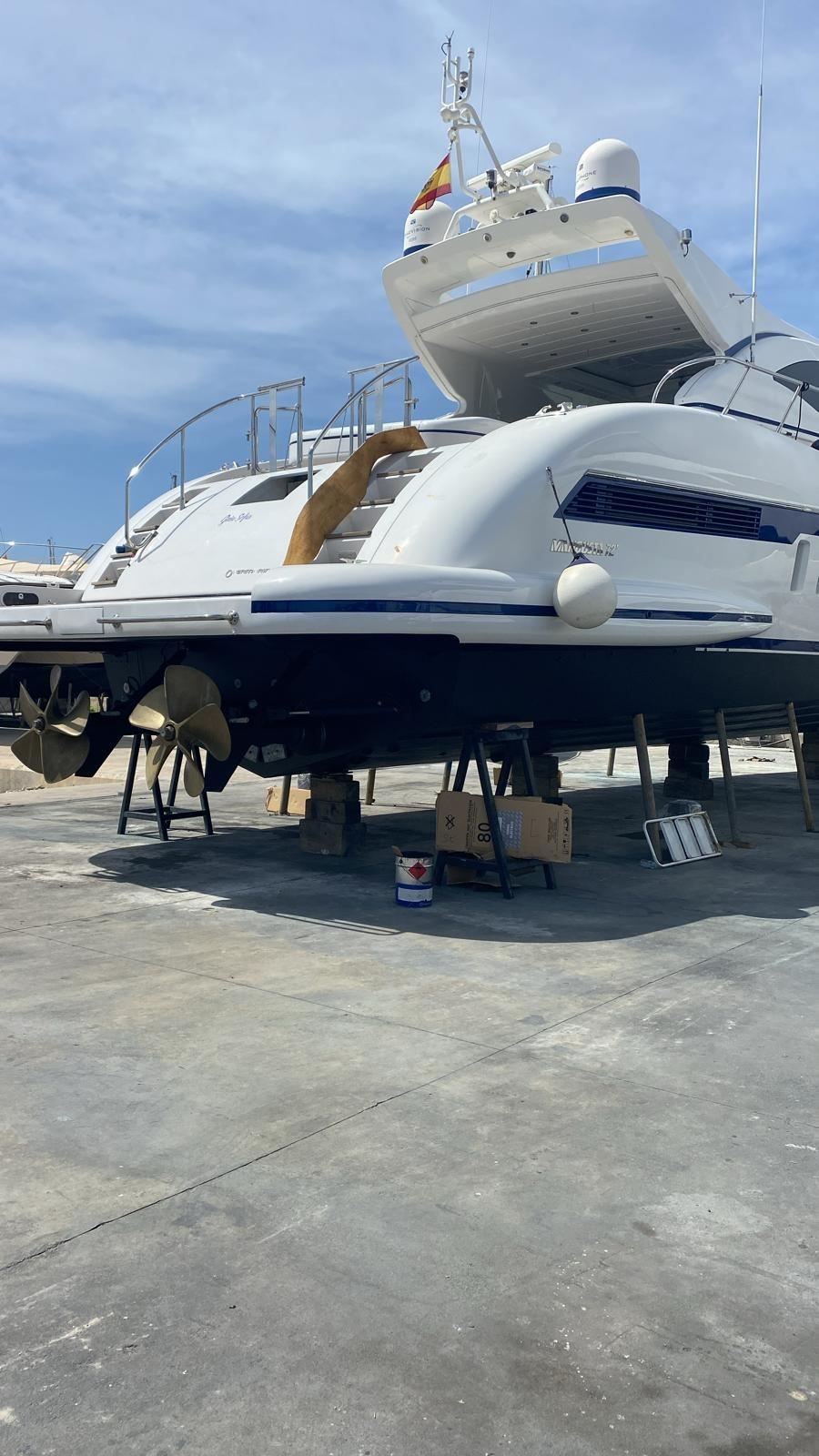 Mangusta Mangusta 72 Open Usado - Cosas de Barcos