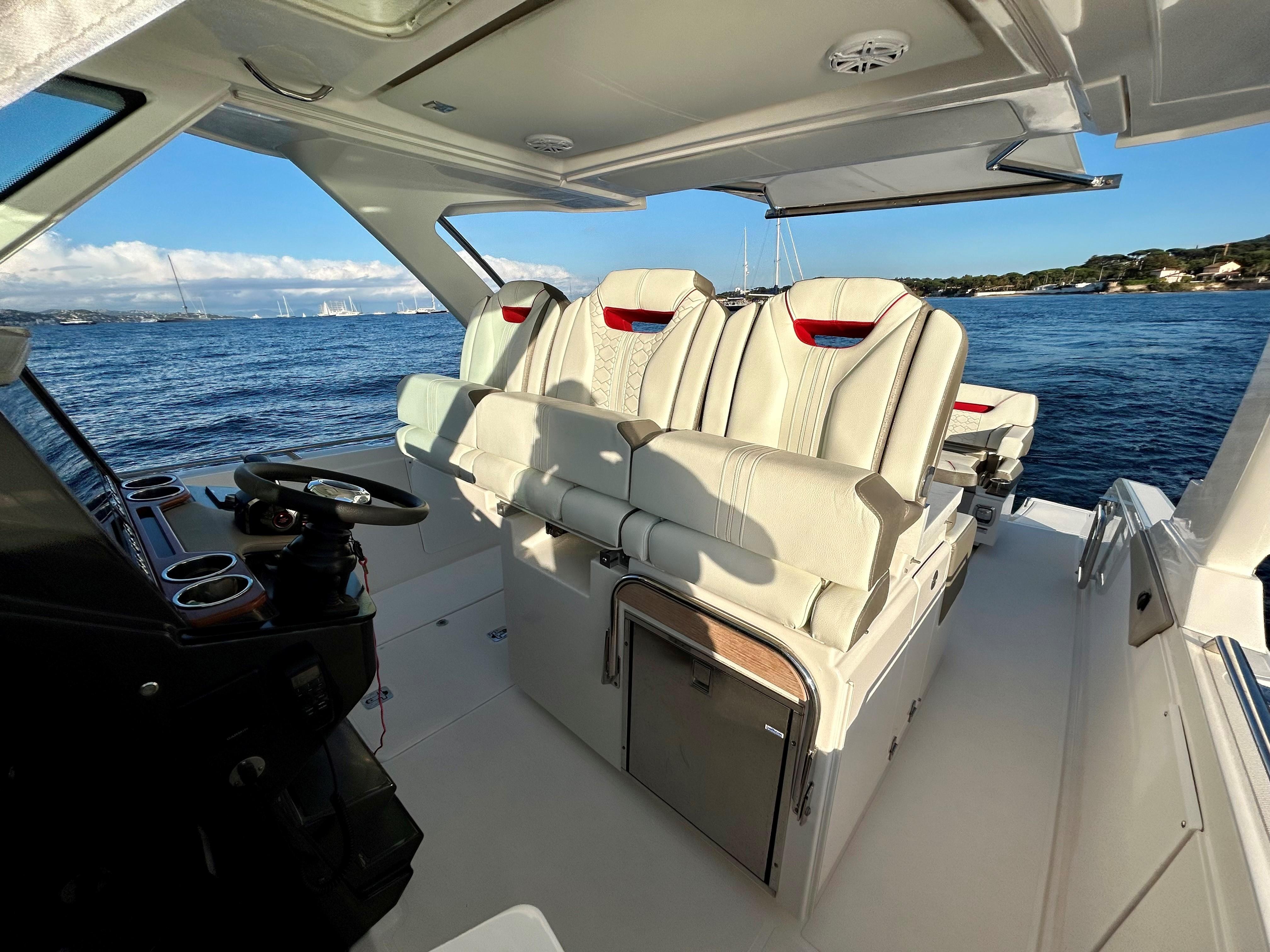 2022 Tiara Yachts 34 LS Center Console for sale - YachtWorld