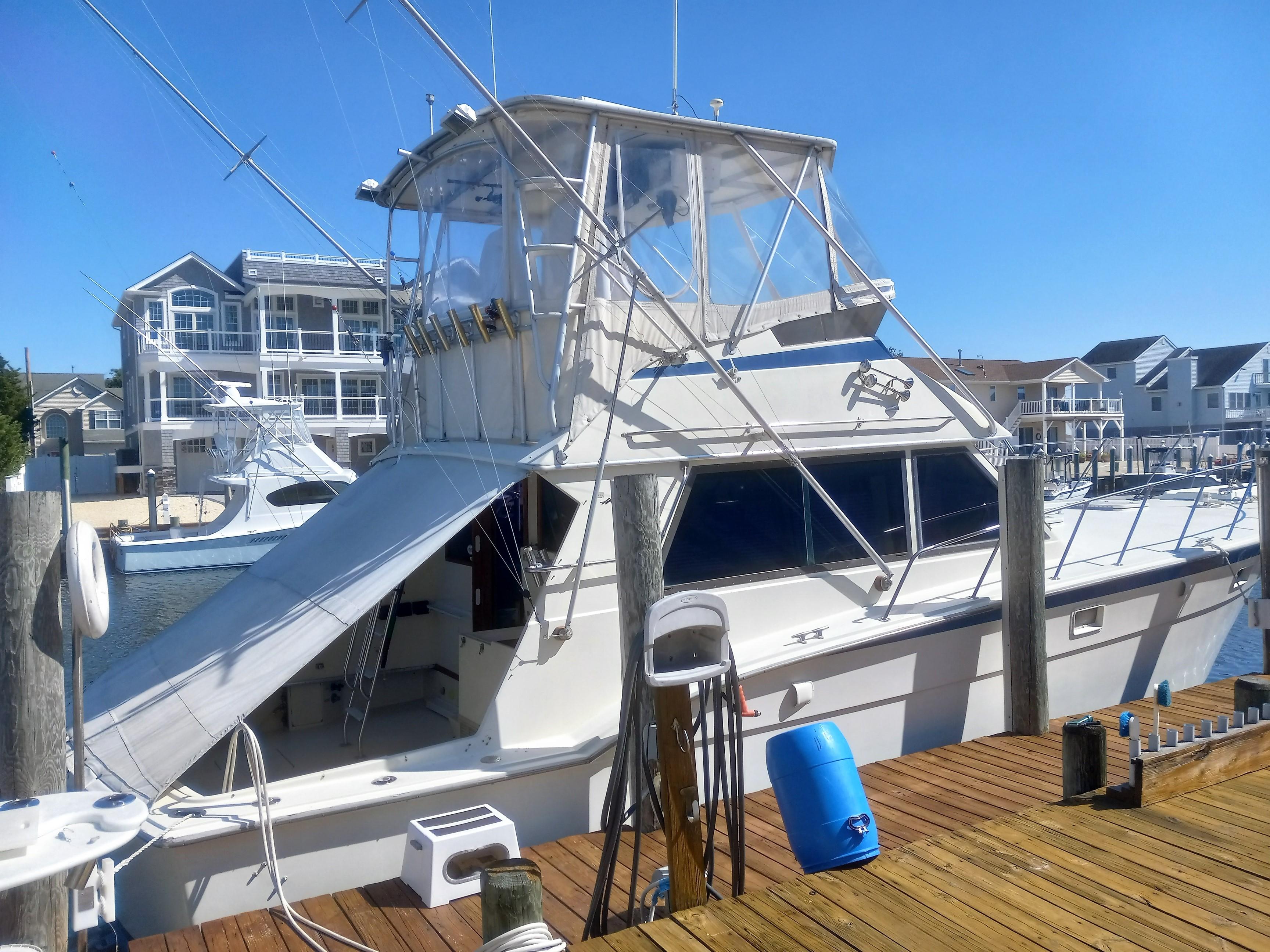 1979 Hatteras Convertible Bateaux convertibles à vendre - YachtWorld