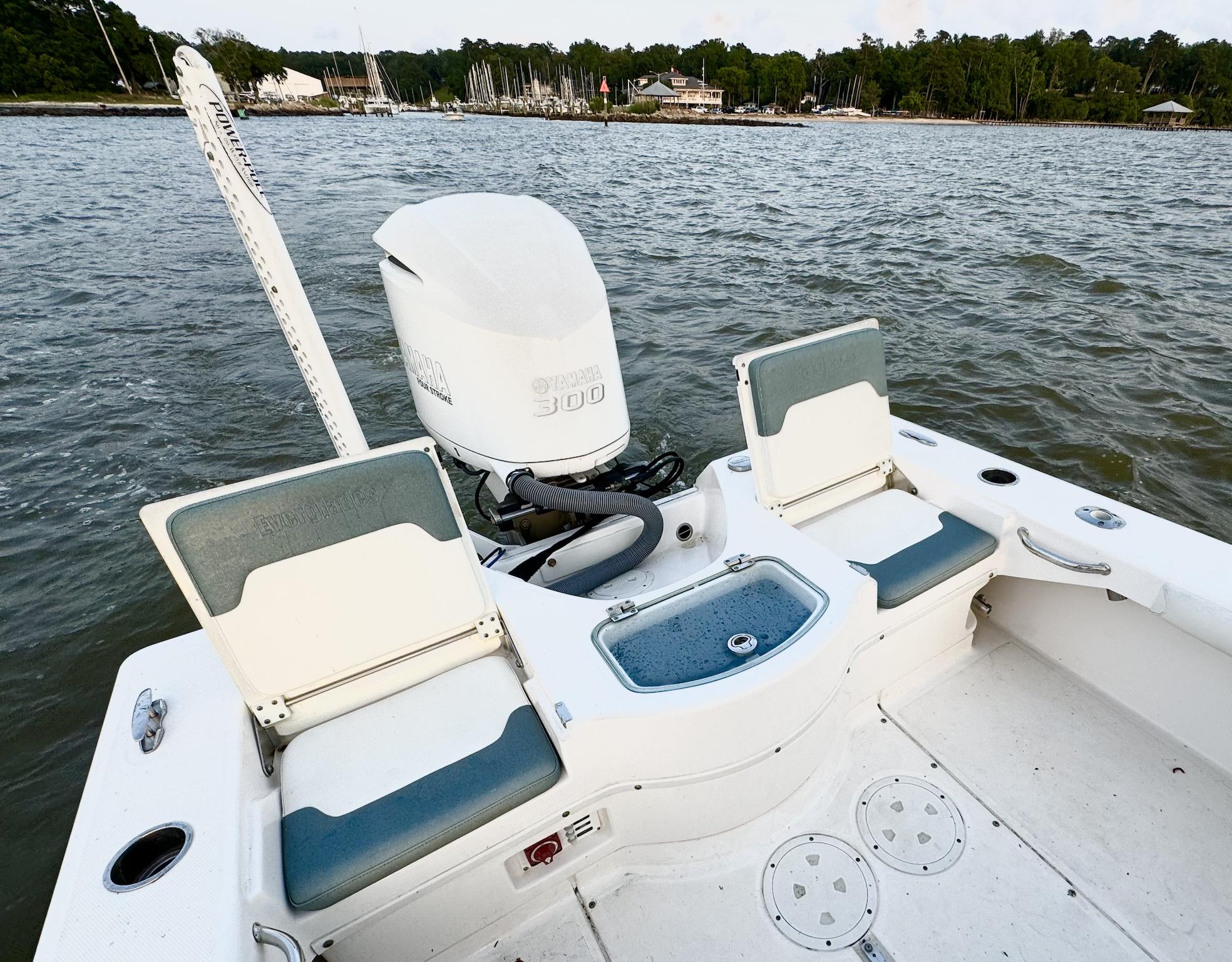 2015 Everglades 243 Center Console Centre Console for sale - YachtWorld