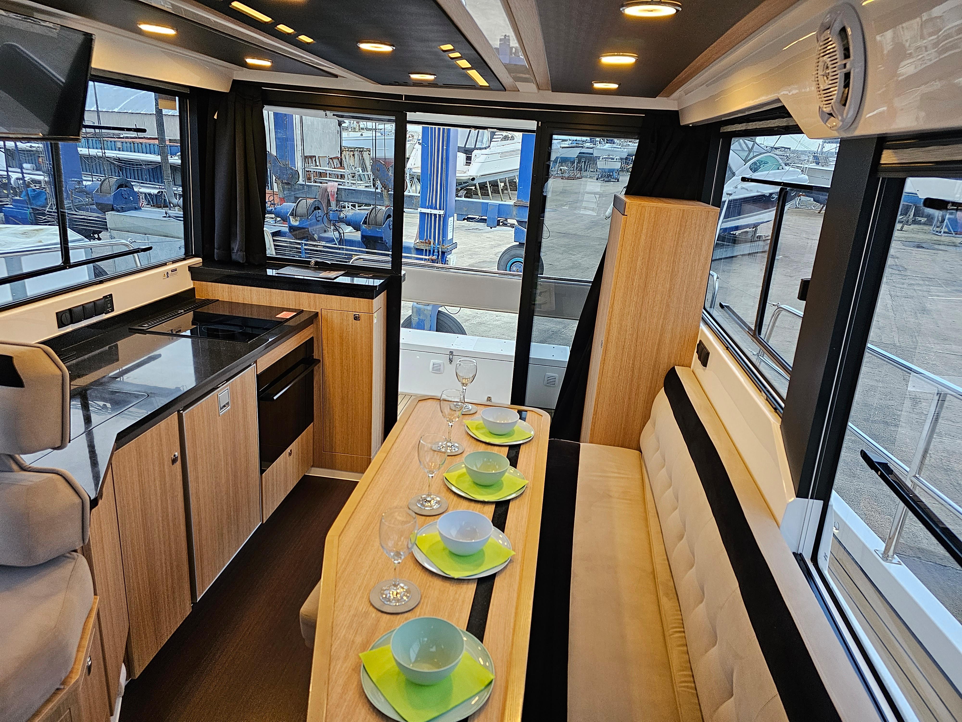 2022 Northman 1200 Fly Cruiser for sale - YachtWorld