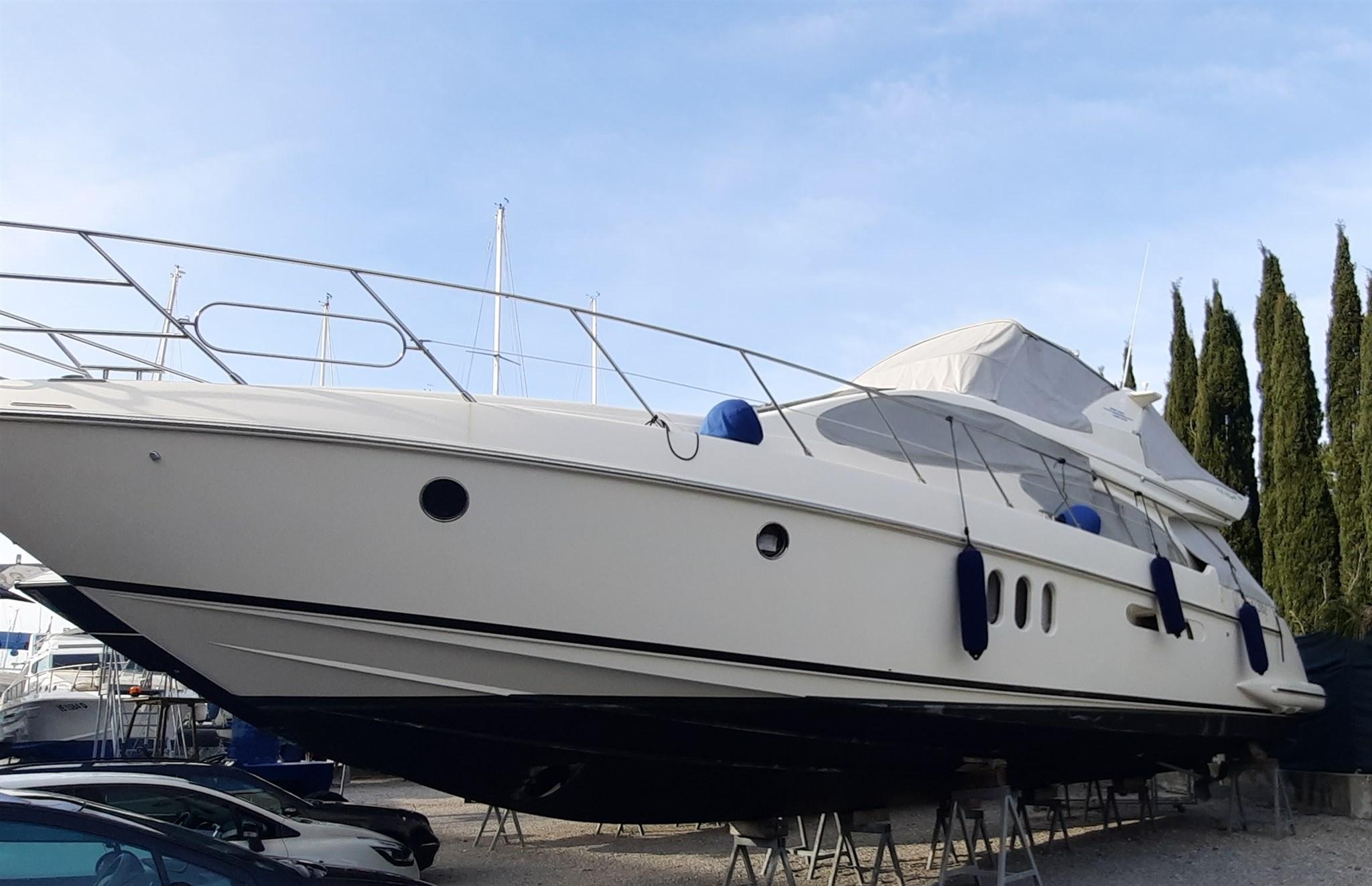 Used Azimut Az 55 in Lucca - iNautia