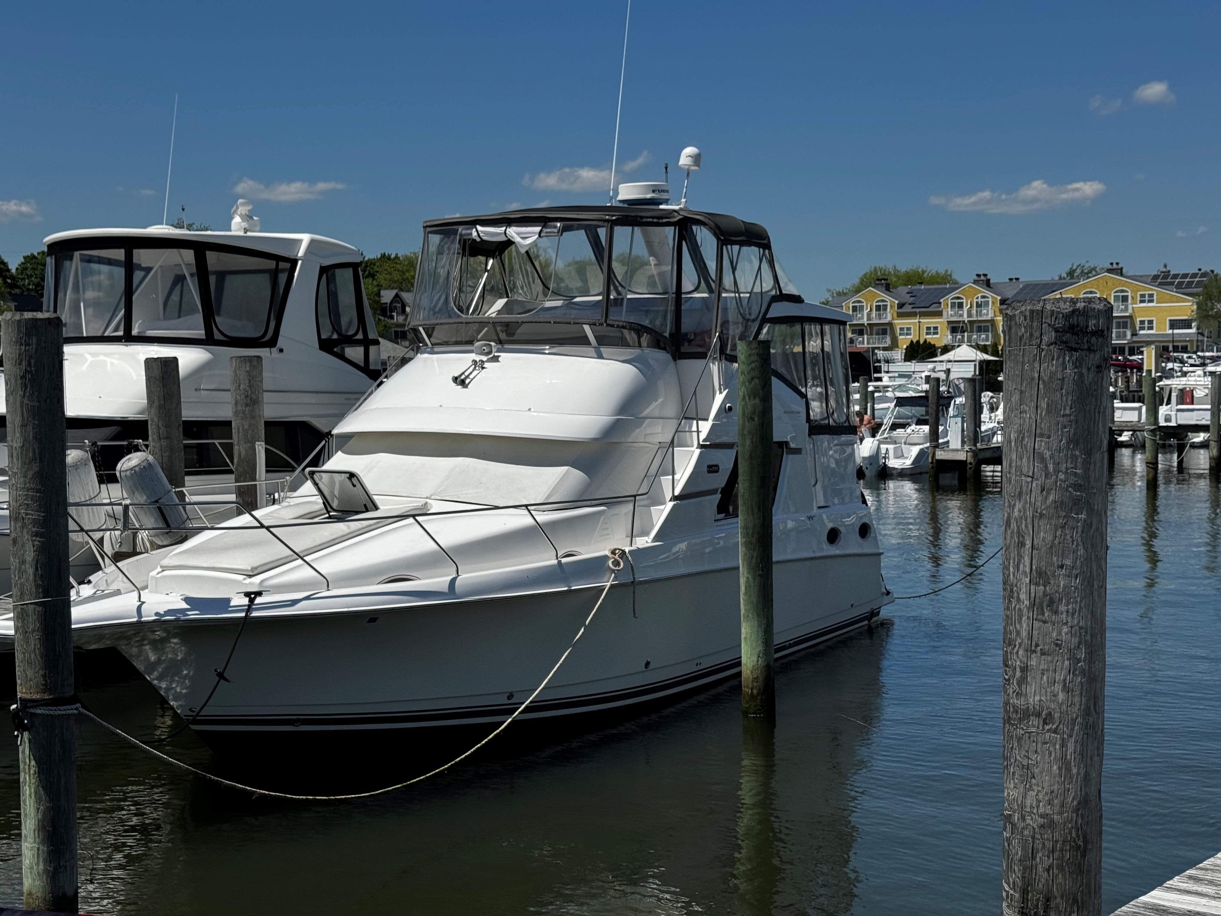 1999 Silverton 392 Motor Yacht Motorjachten en Motorkruisers te koop ...