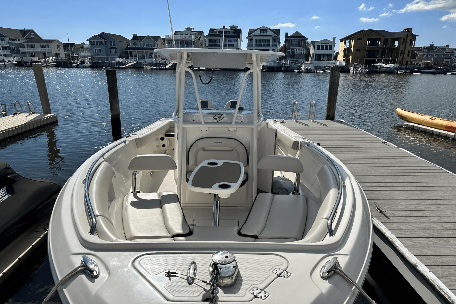 2022 Sailfish 242 CC Sportfischerboot Kaufen - YachtWorld