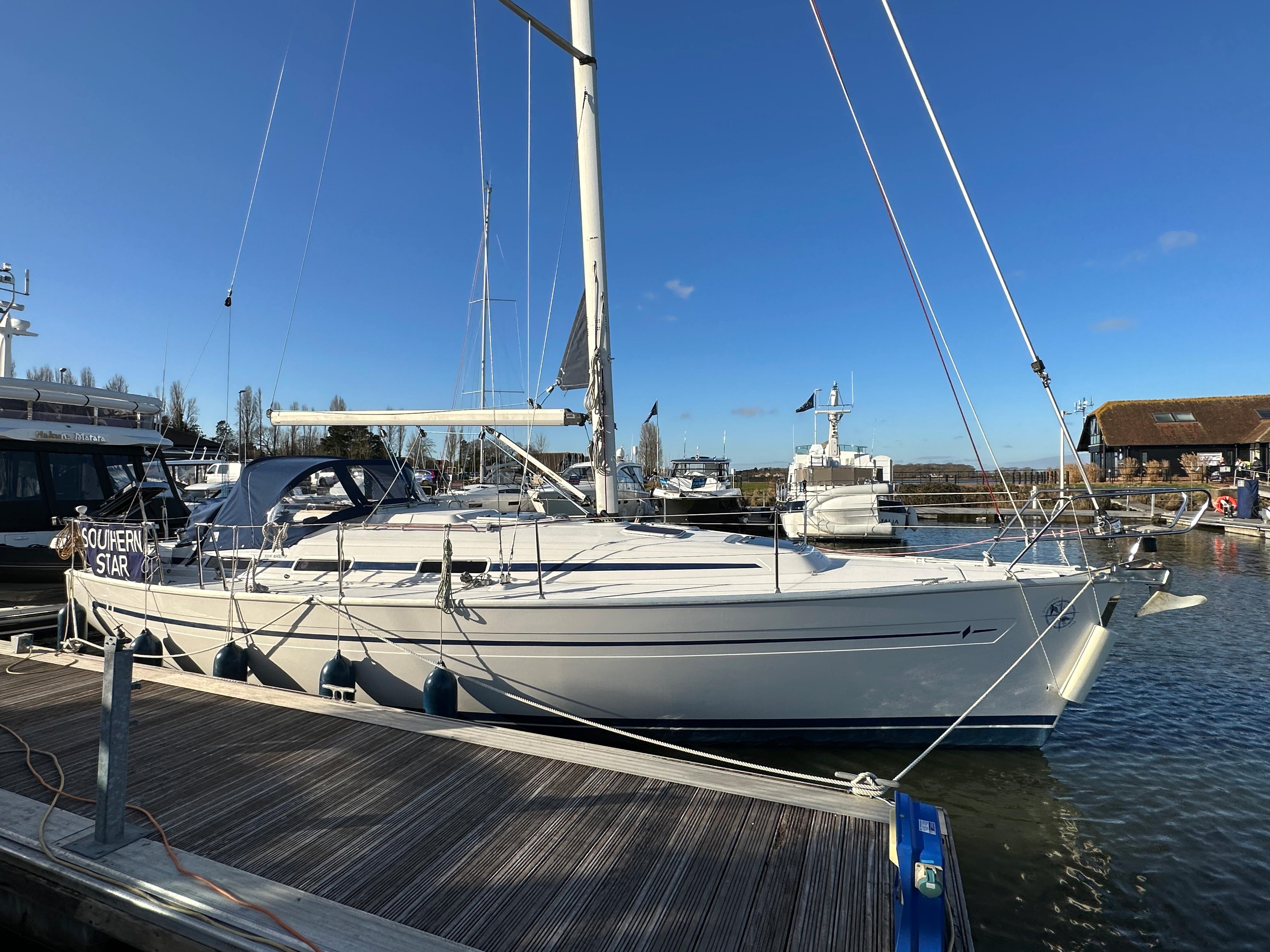 Bavaria 36 | 2002 | 11m - West Sussex | Boatshop24