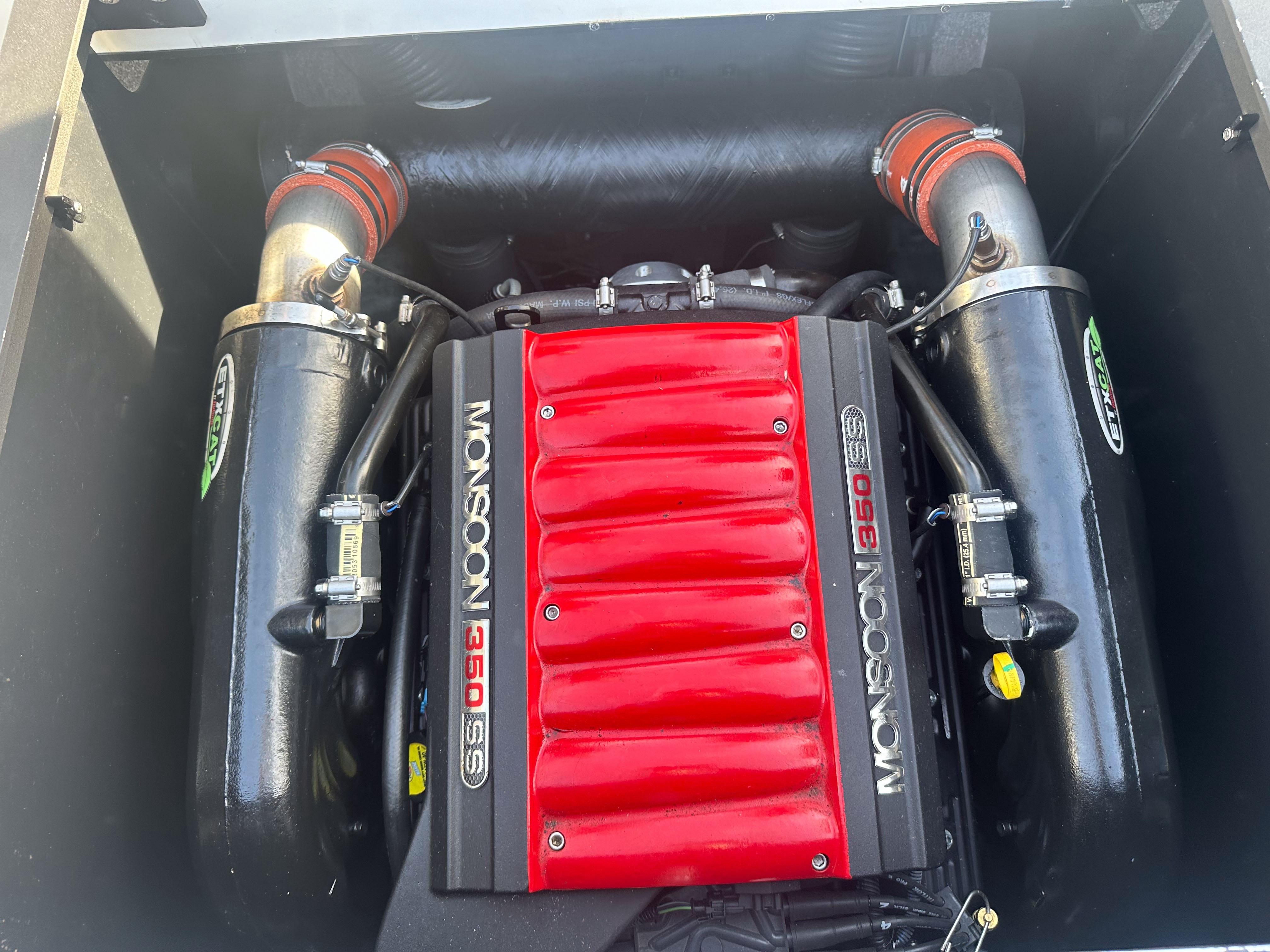 2013 Malibu Wakesetter 23 LSV Ski and Wakeboard for sale - YachtWorld