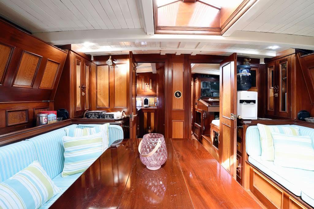 1895 Classic Stowe & Sons Antique and Classic for sale - YachtWorld