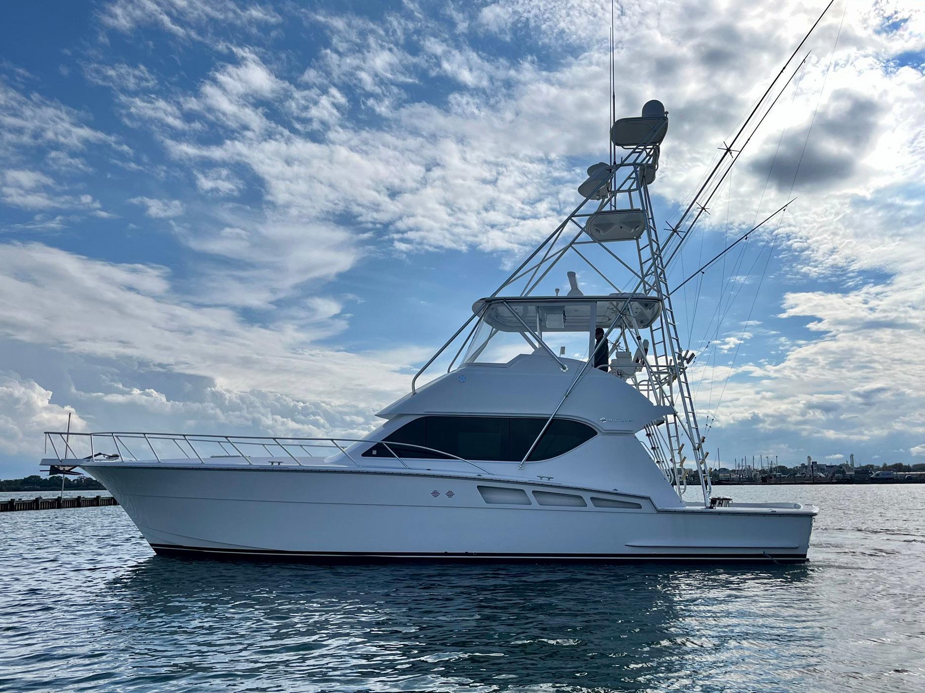 Used Hatteras 50 Convertible in Delaware - iNautia