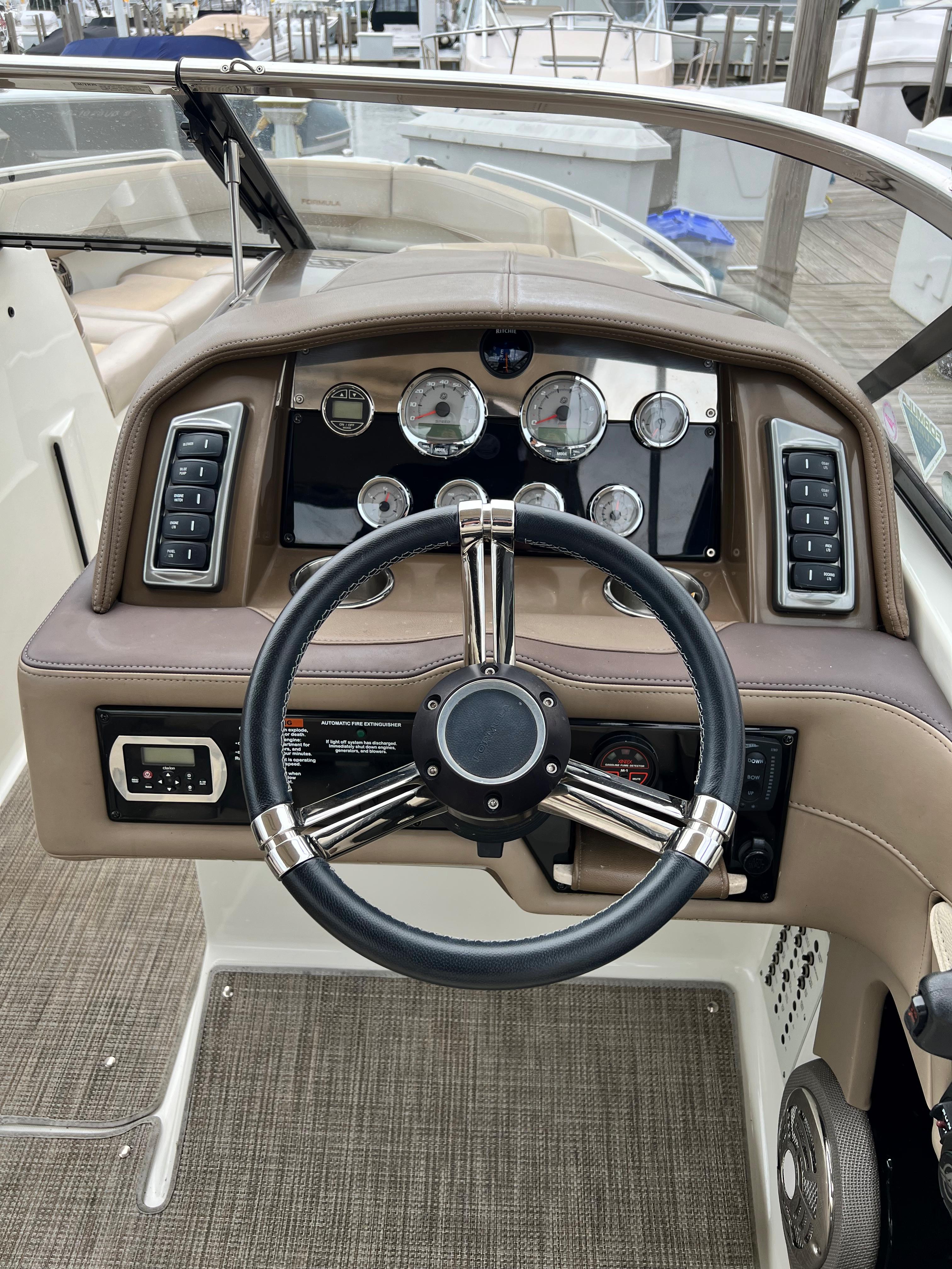 2015 Formula 270 Bowrider Bowrider boten te koop- YachtWorld