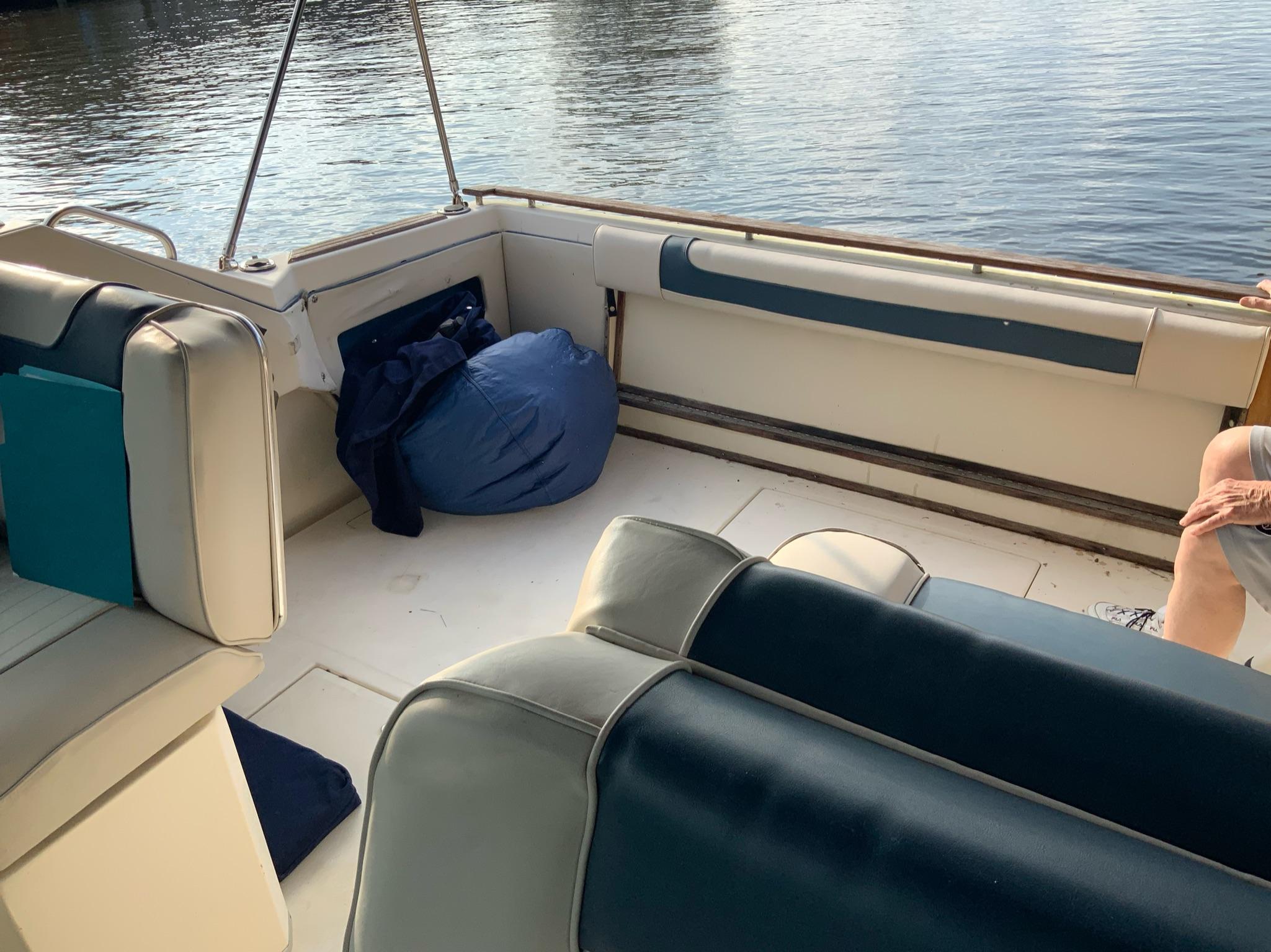 1988 Sea Ray 300 Weekender Cruiser for sale - YachtWorld