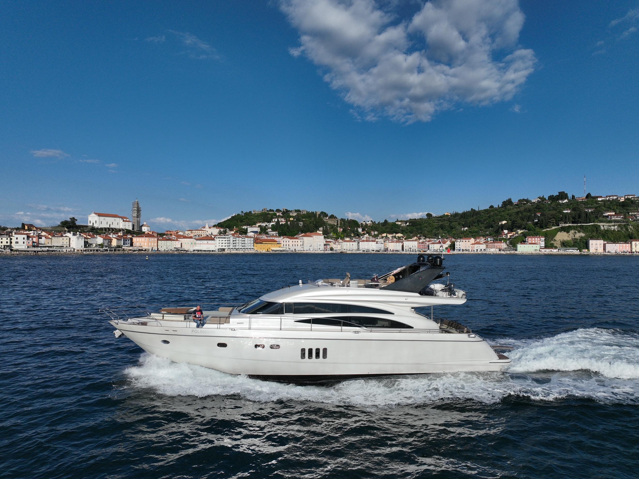 Princess 21m CUSTOM | 2006 | 22m | Boatshop24