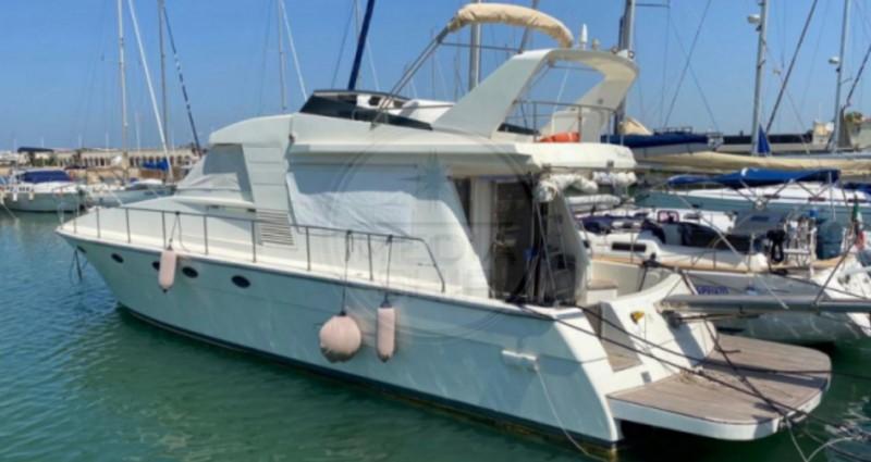 Tweedehands 1990 Rizzardi 50 Fly Italia, Cuneo 79,000 € - Cuneo ...