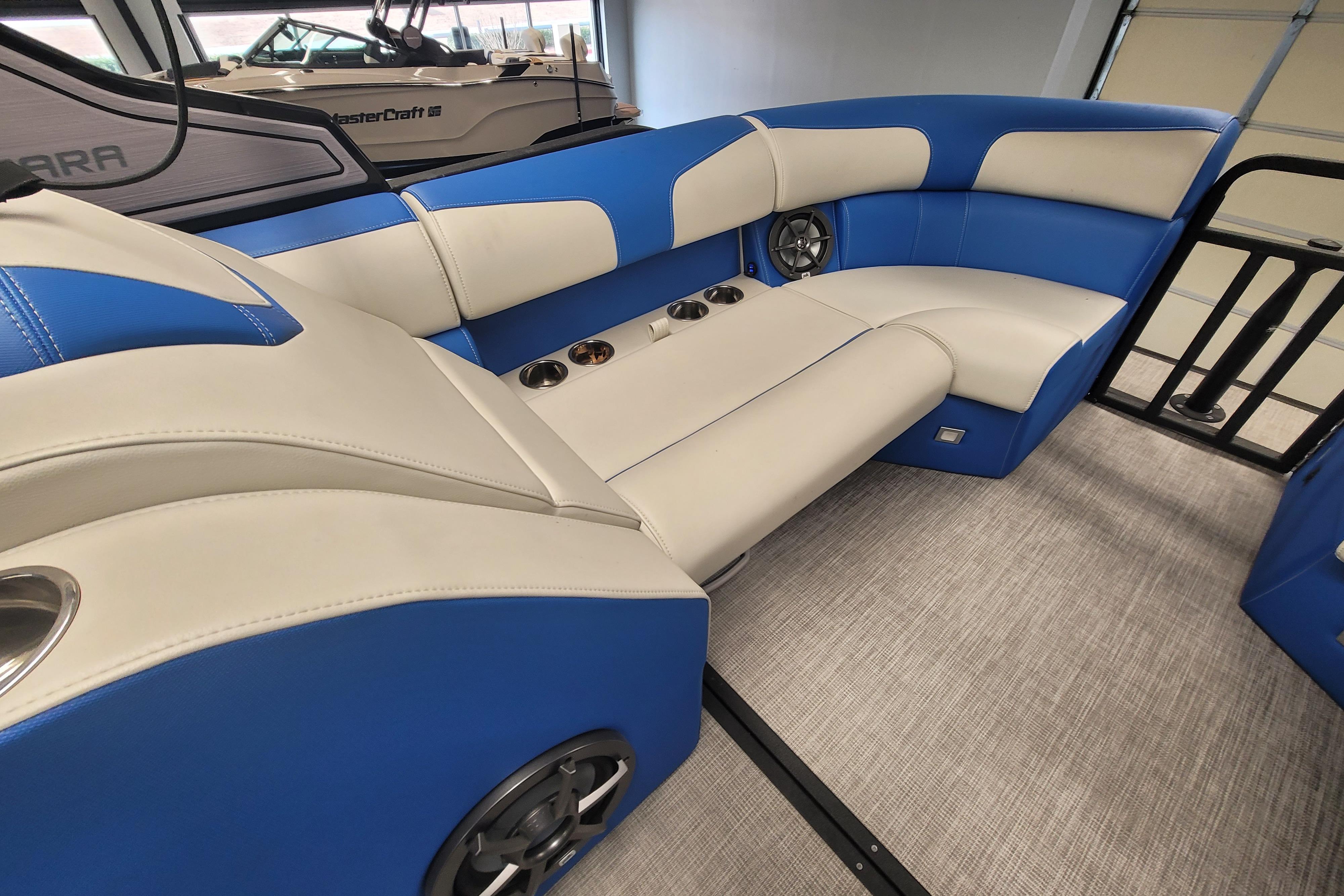 2025 Montara surf boss Wasserski/Wakeboard-Boot Kaufen - YachtWorld